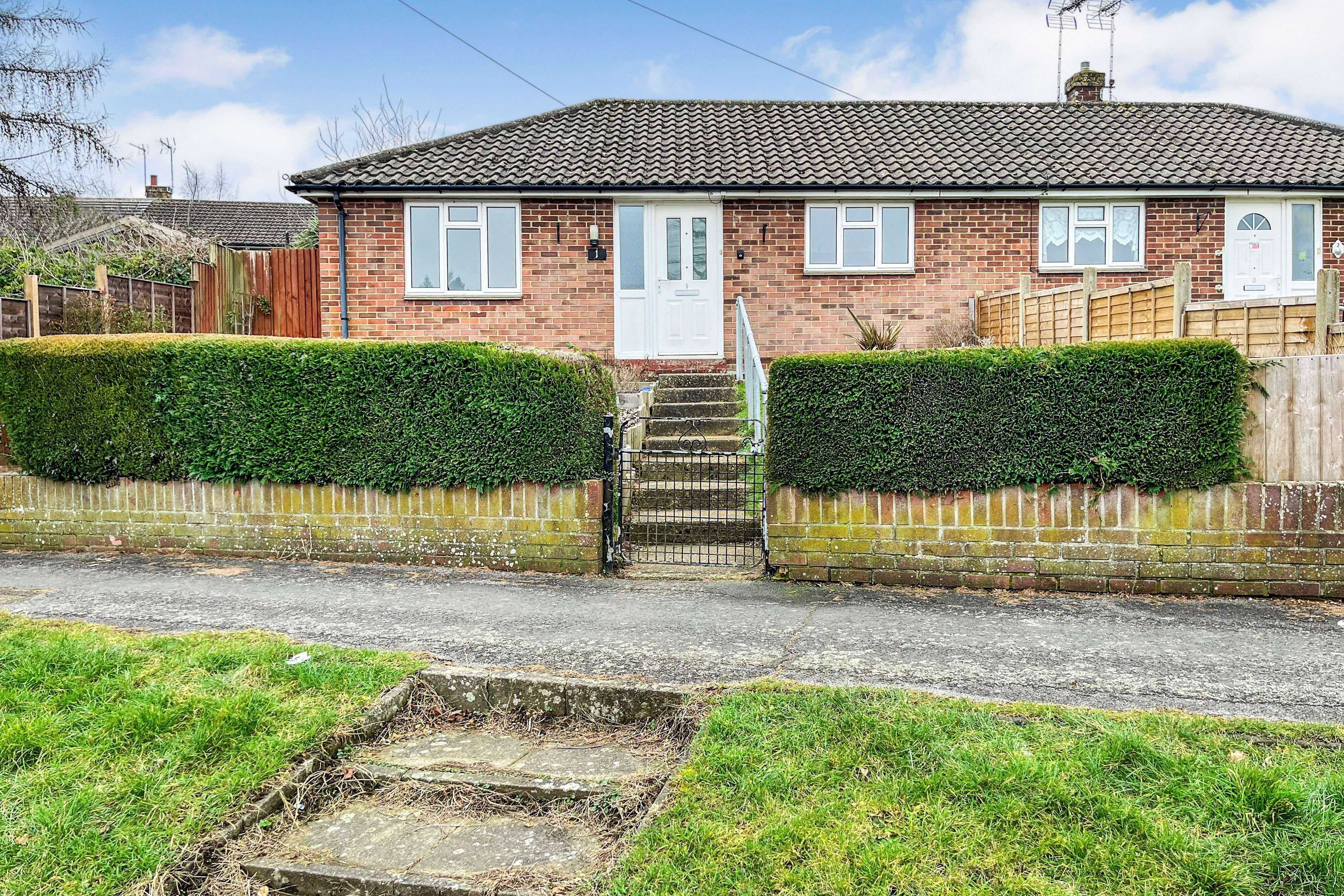1 Jenner Way, Alton GU34 2NW