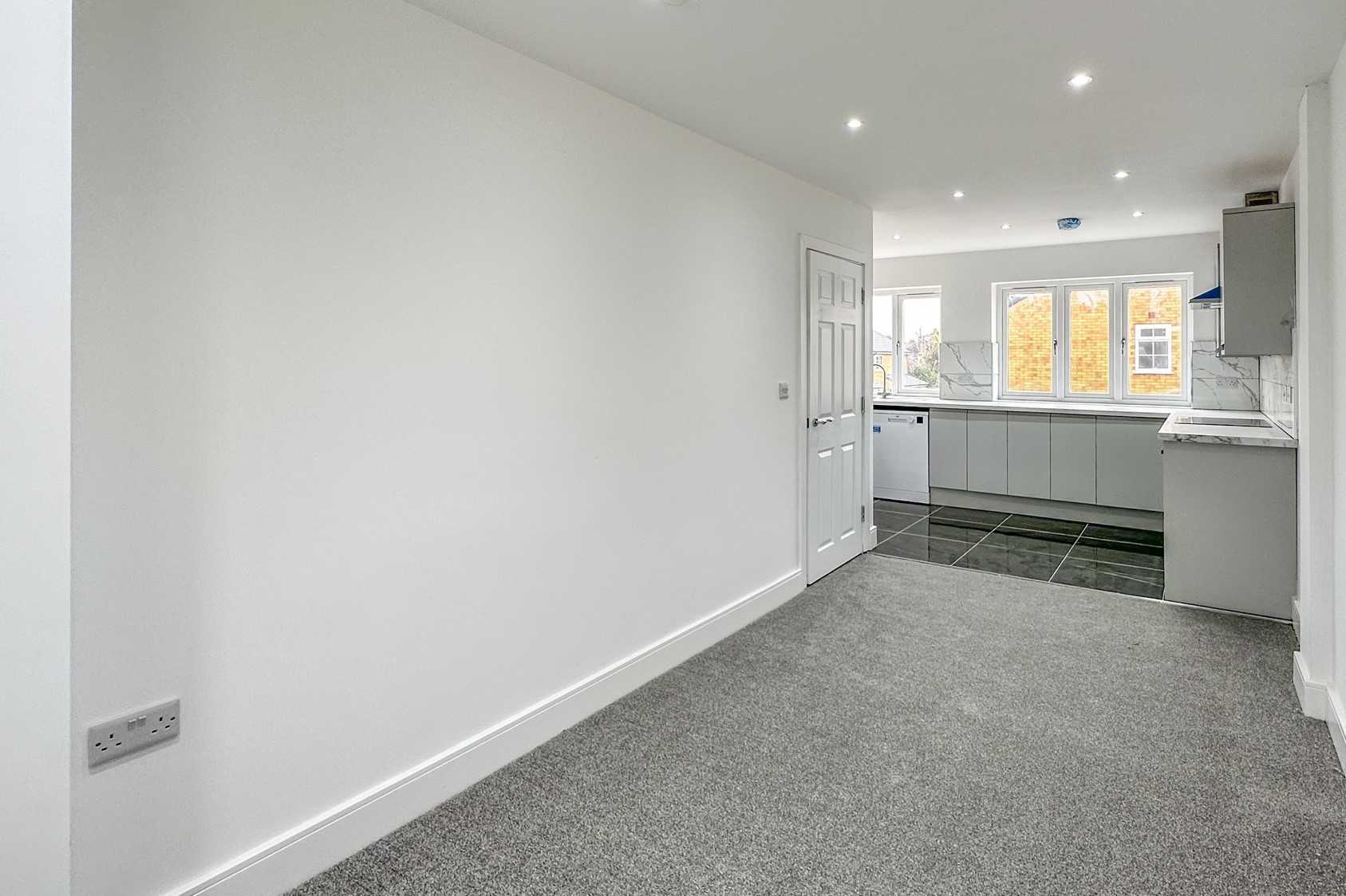 120 Wingate Road, Luton LU4 8PY