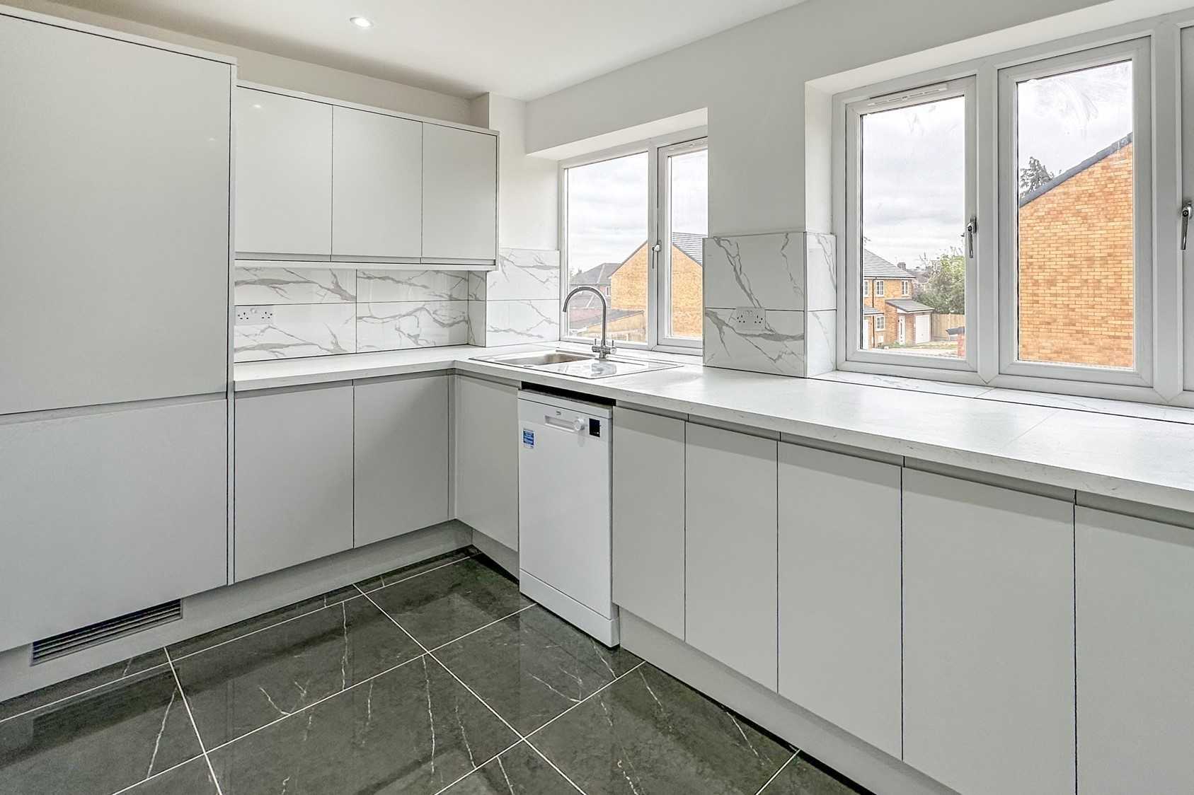 120 Wingate Road, Luton LU4 8PY