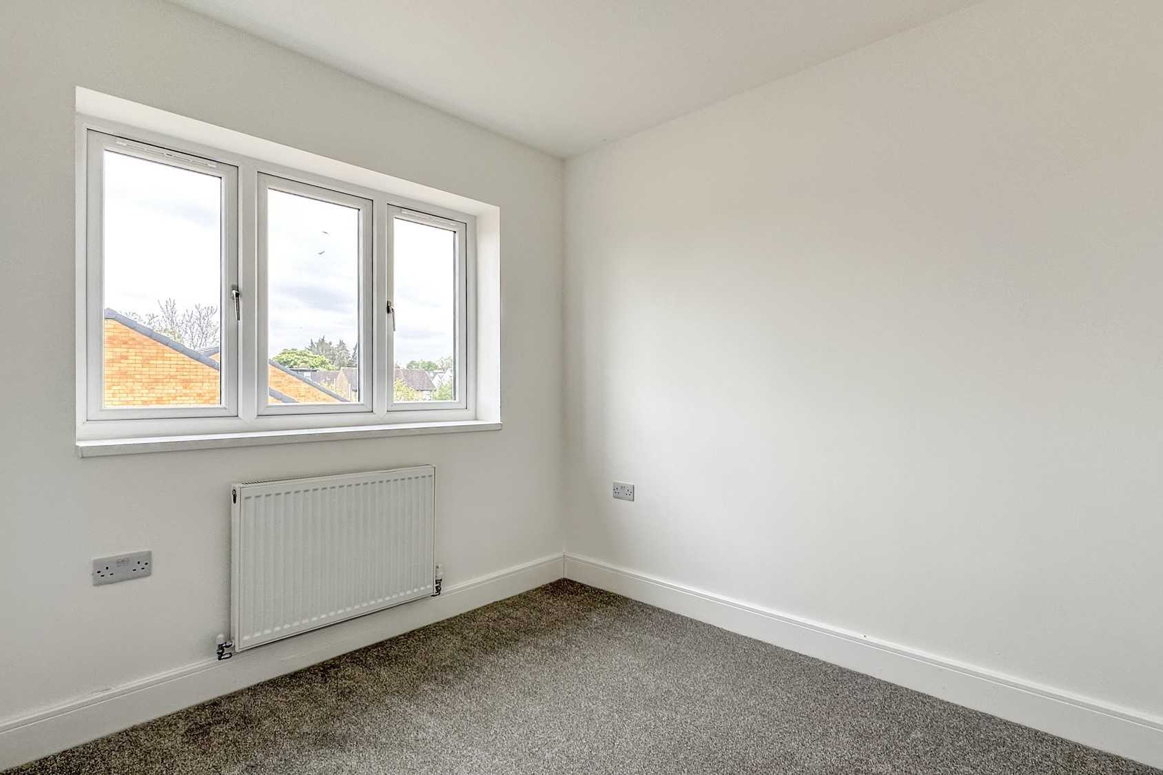 120 Wingate Road, Luton LU4 8PY