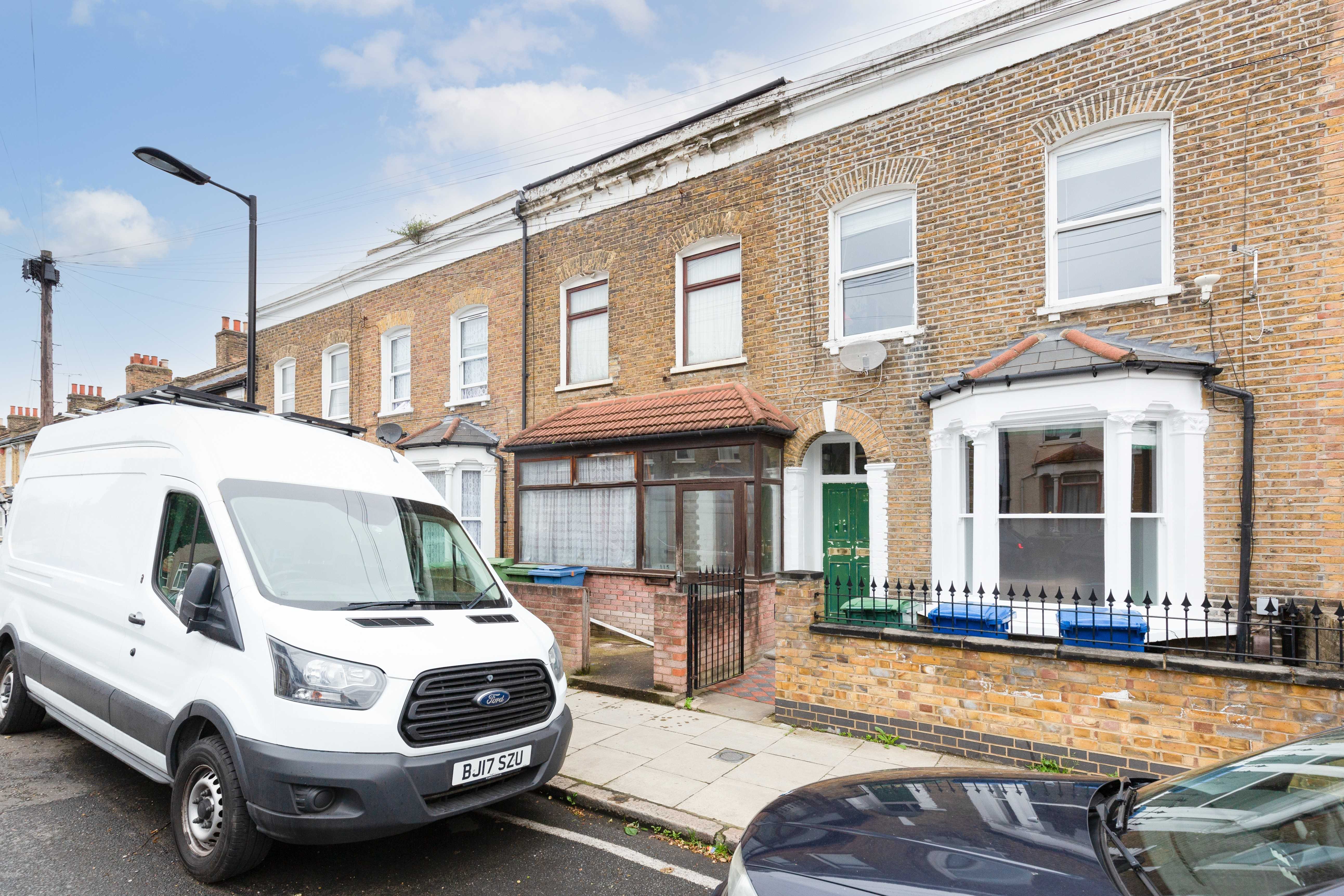 115 Brayards Road, Nunhead, London, SE15 2BX