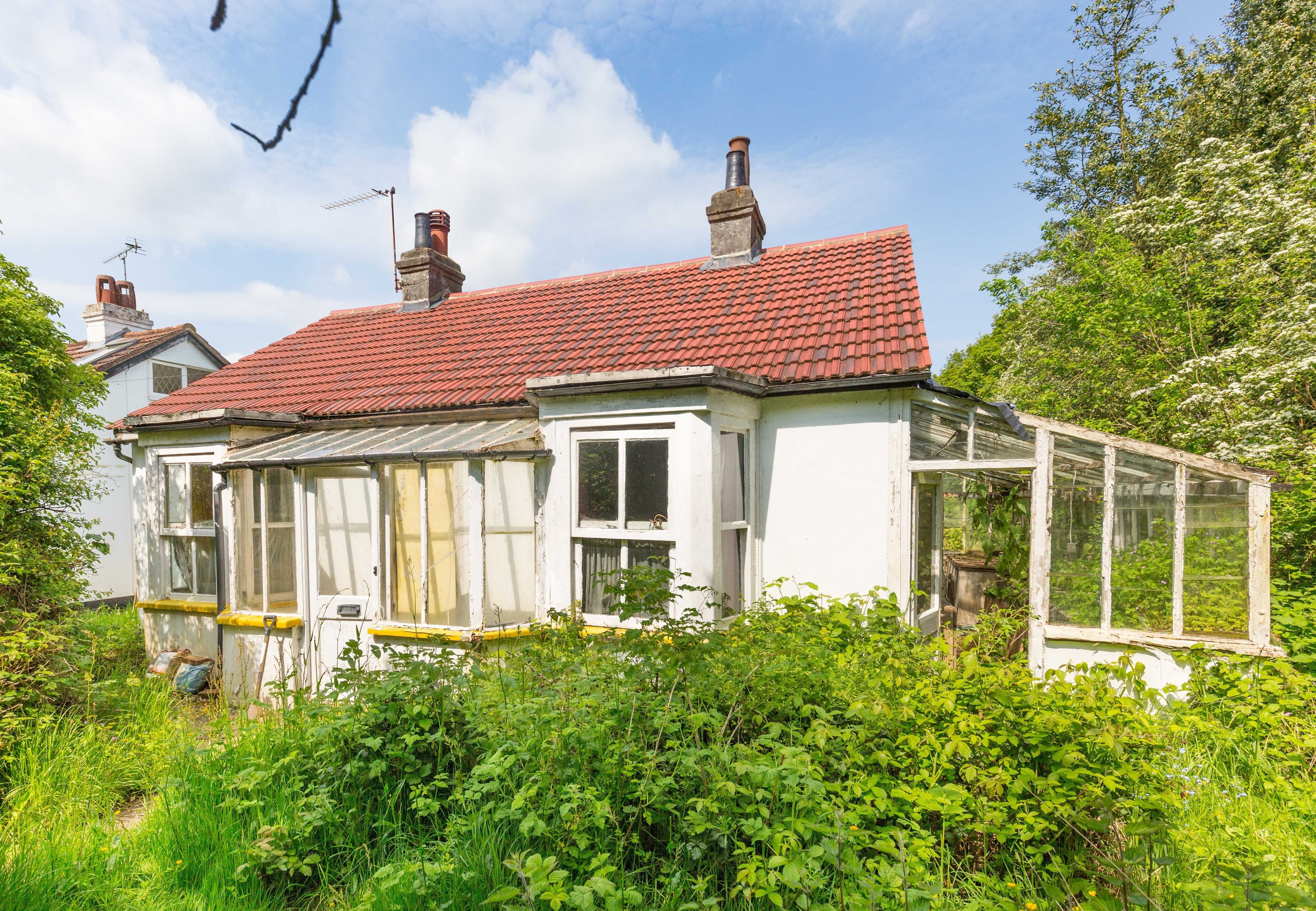 The Bungalow, North End Lane, Orpington, Kent, BR6 7HQ