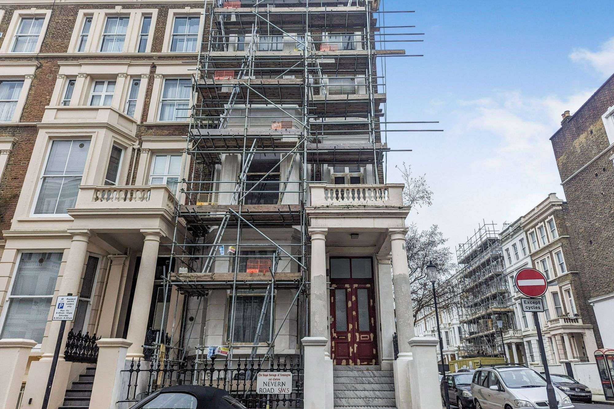 12H Nevern Road, Earls Court , London, SW5 9PH