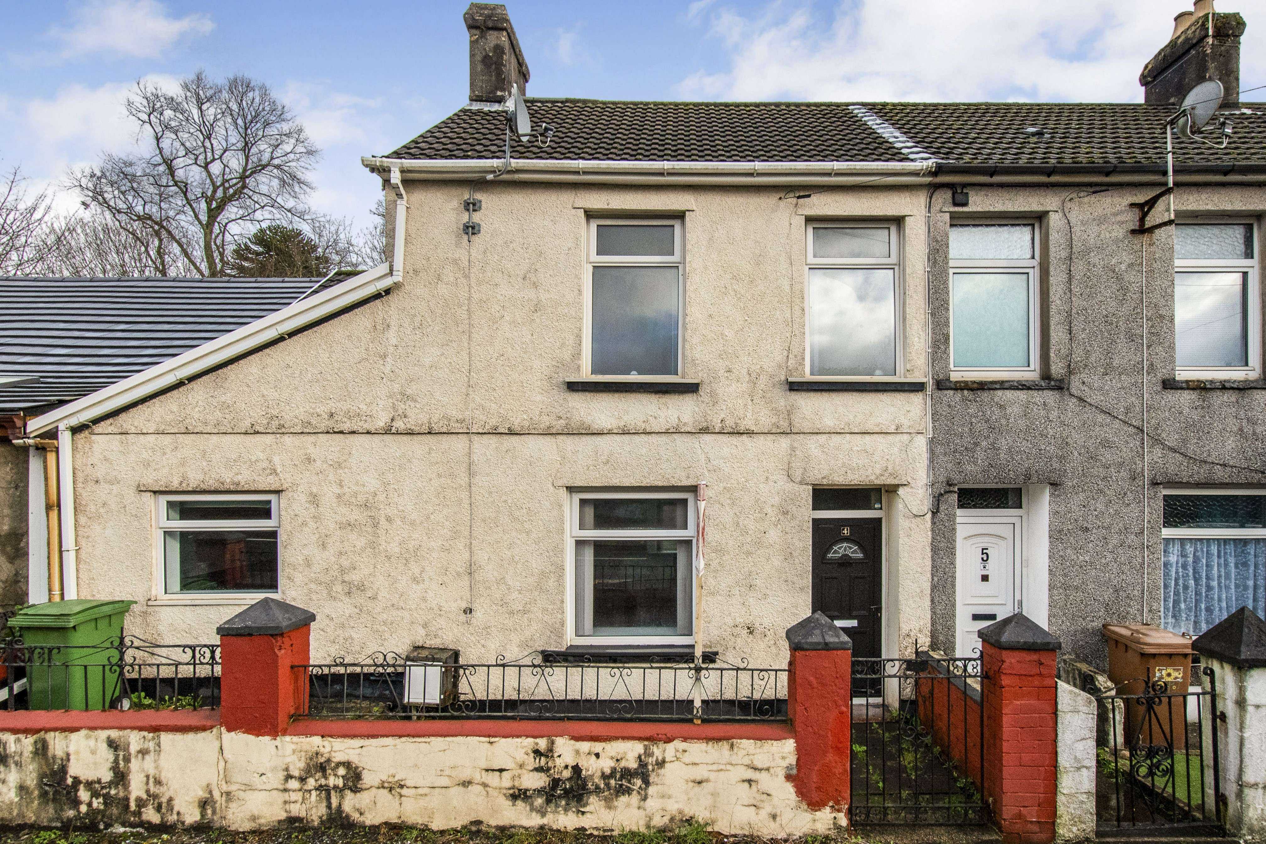 4 Station Place, Aberdare, Mid Glamorgan, CF44 9AA