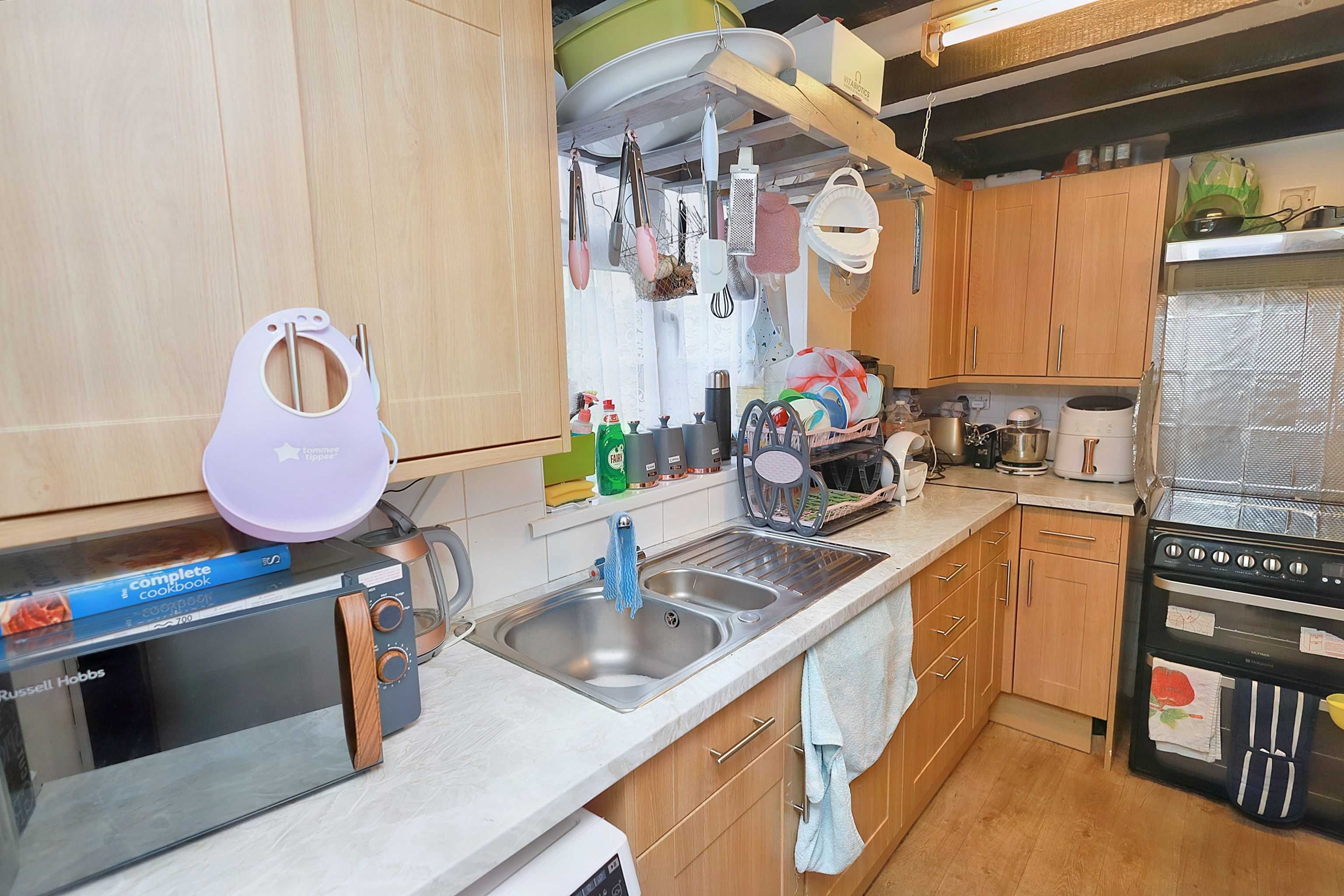 1 Chestnut Cottages, Burton End, Stanstead, CM24 8UJ