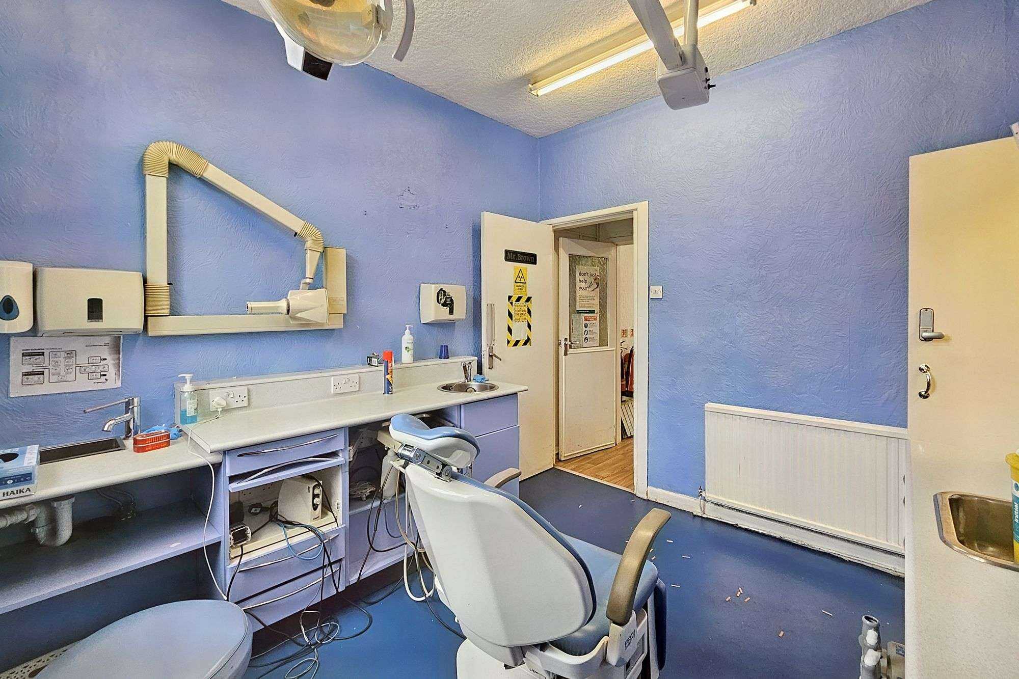 1333 Ashton Old Road, Openshaw, Manchester, M11 1JT