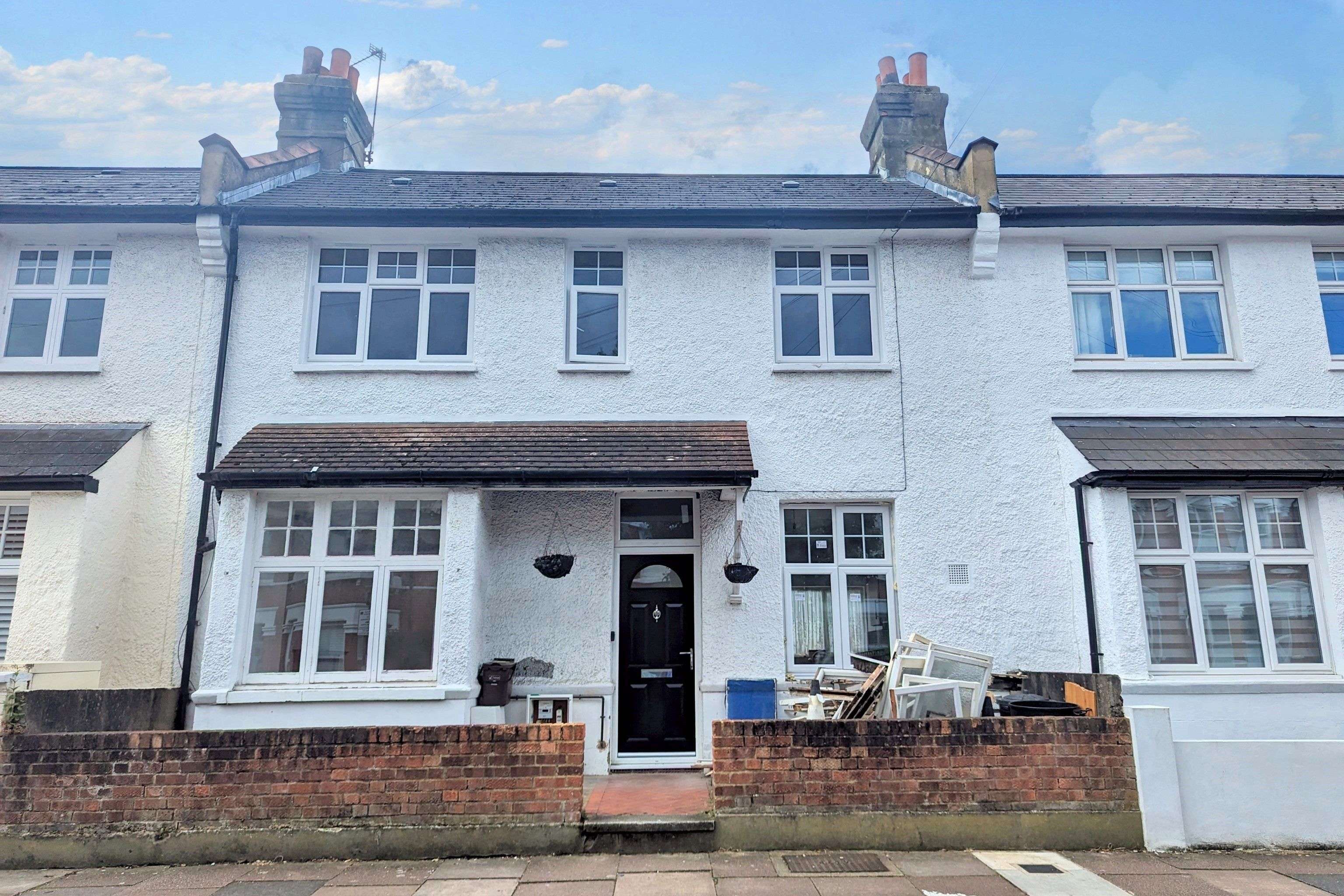 74 Ravensbury Road, Southfields, London, SW18 4RS