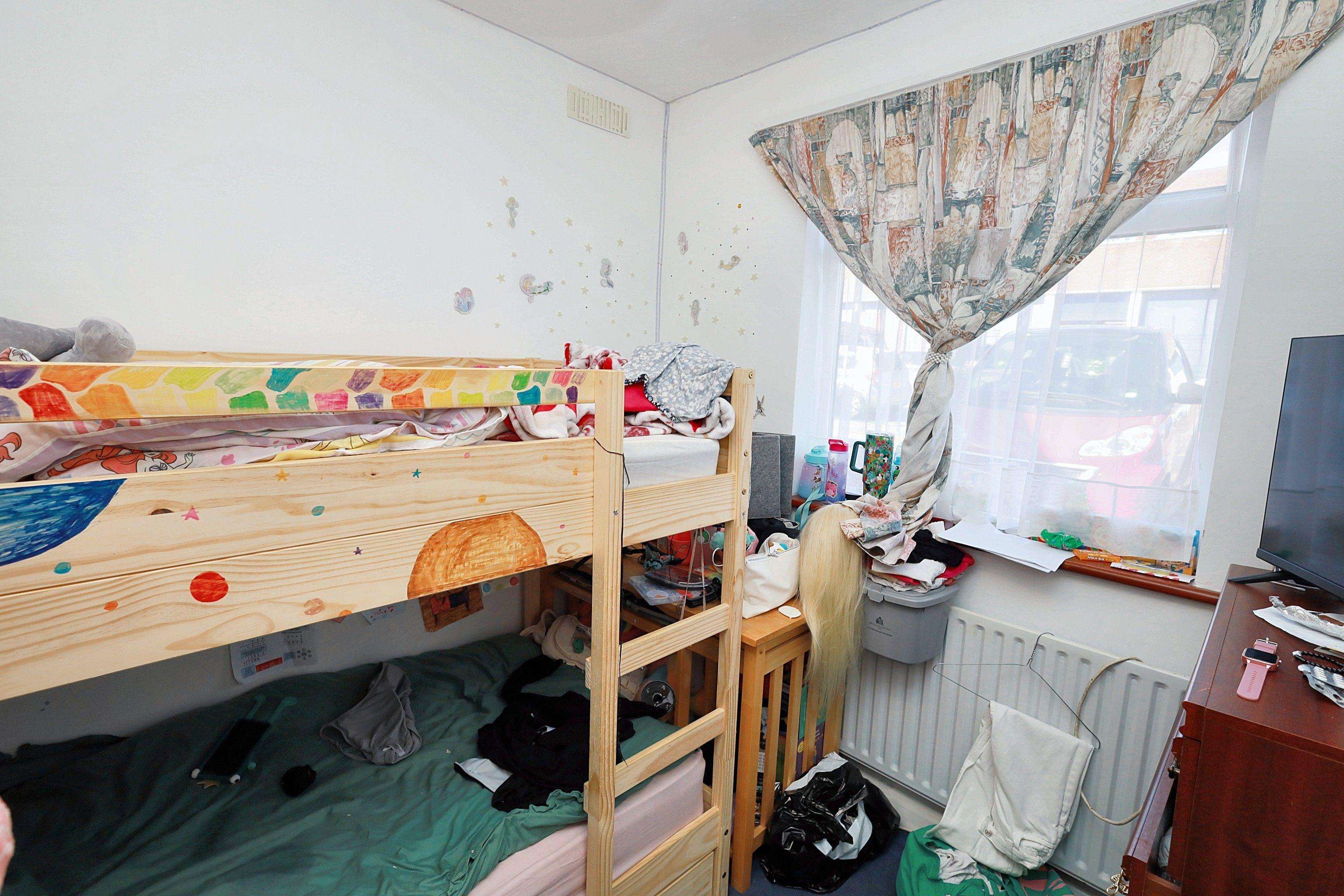 10 Nestles Avenue, Hayes, Middlesex UB3 4QA