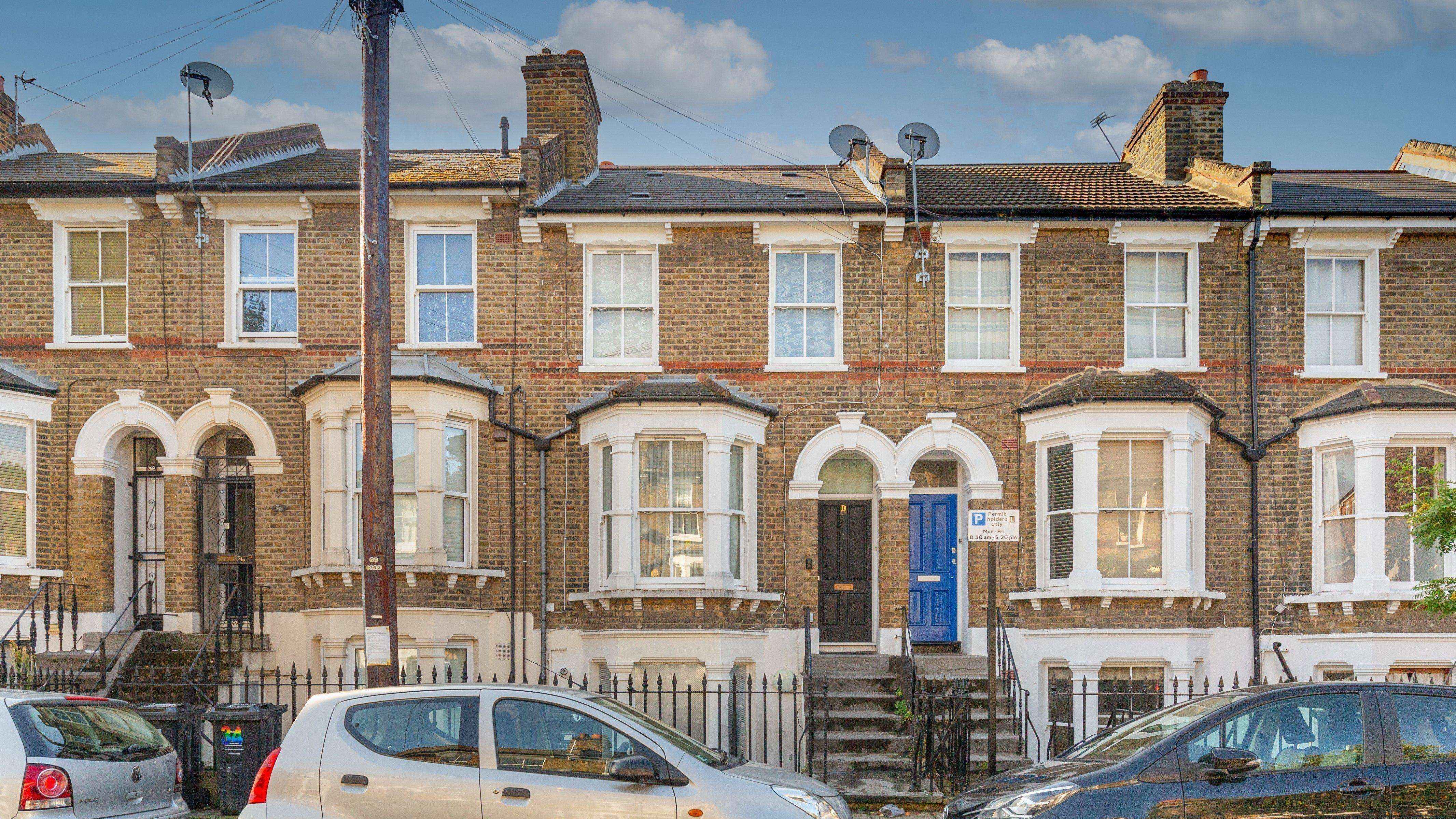 Flat A, 32 Mabley Street, Hackney, London E9 5RH
