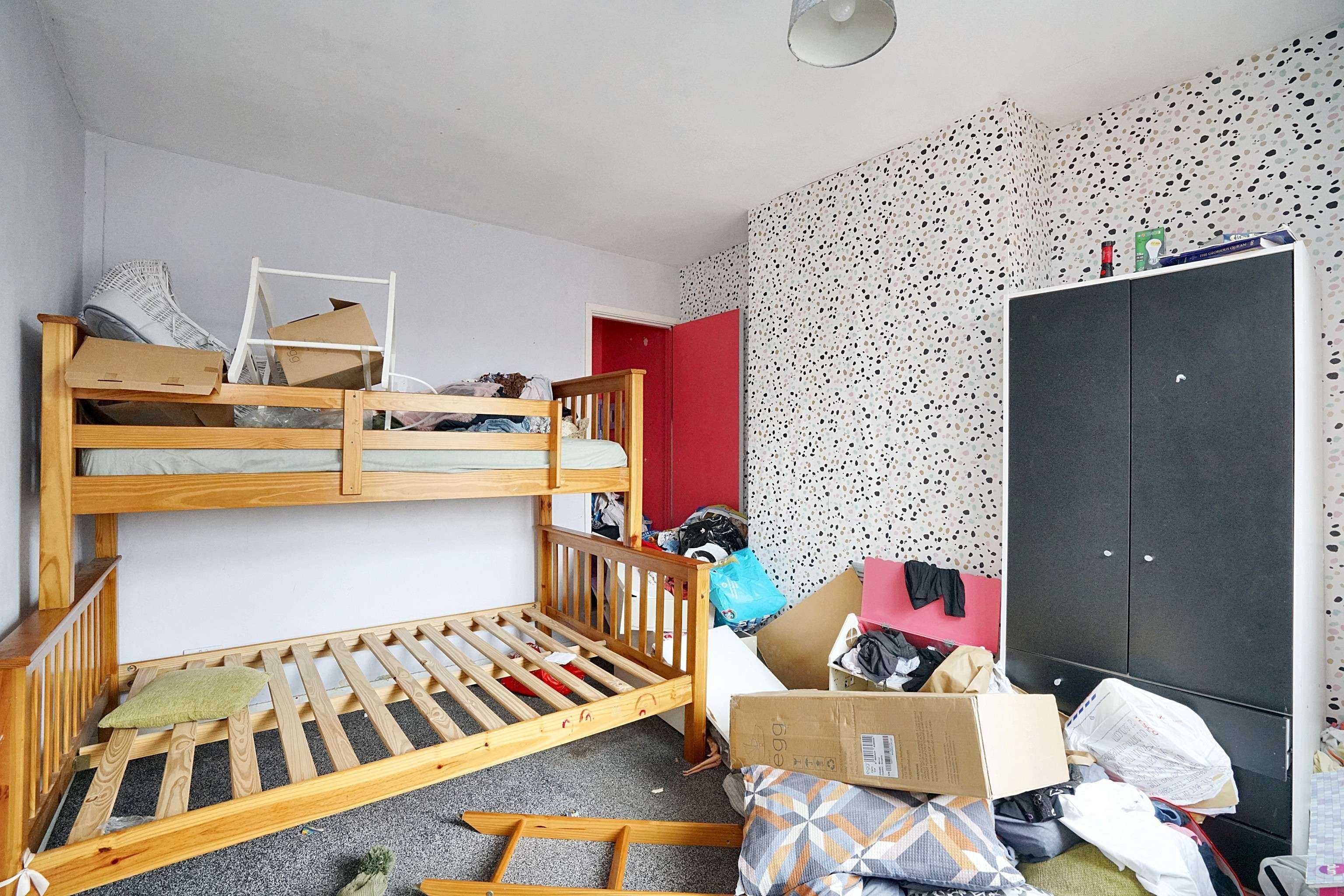 52 Parry Street, Leicester, LE5 3NN