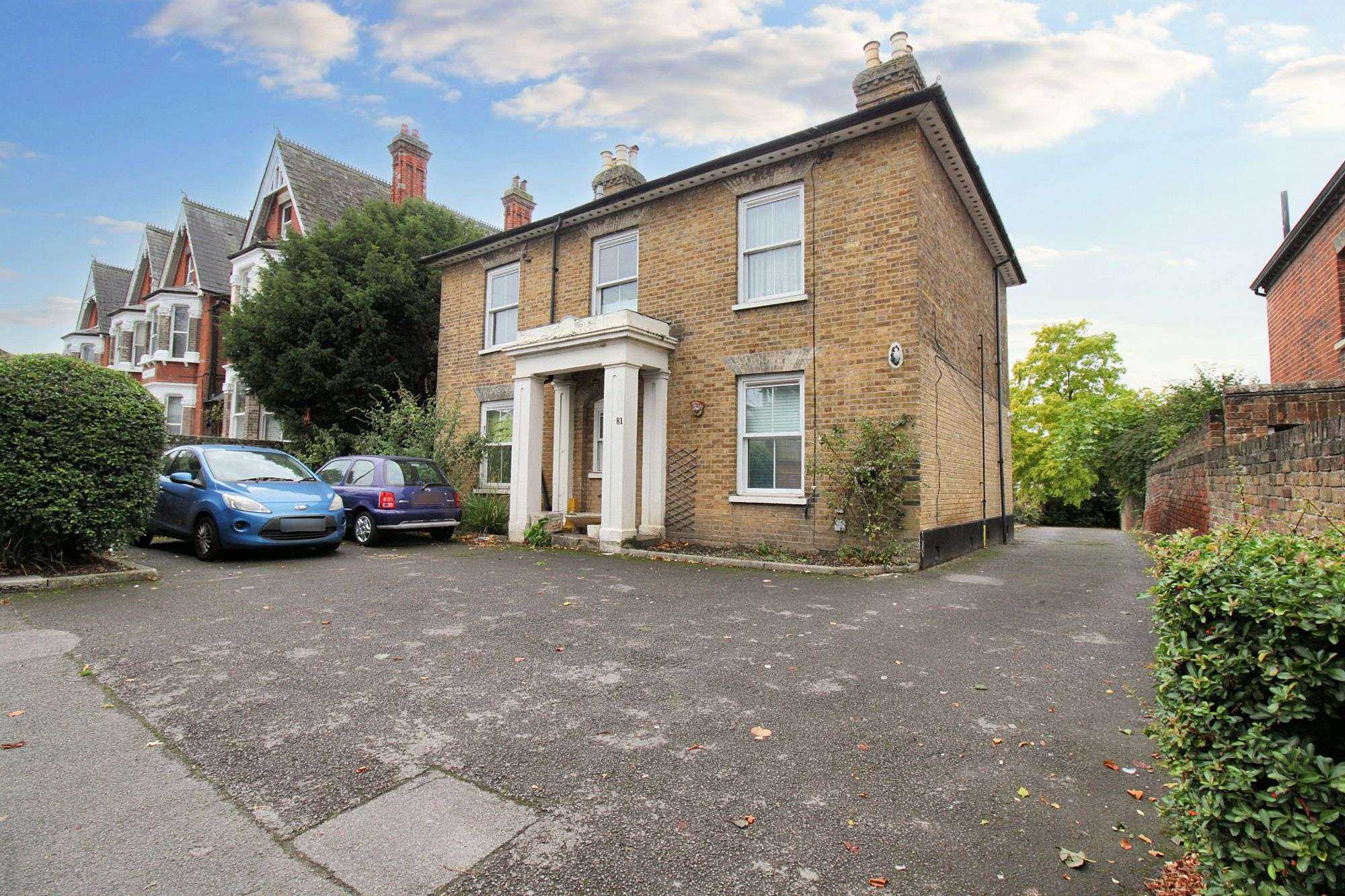 Flat E, 81 Warley Hill, Brentwood, Essex, CM14 5HN
