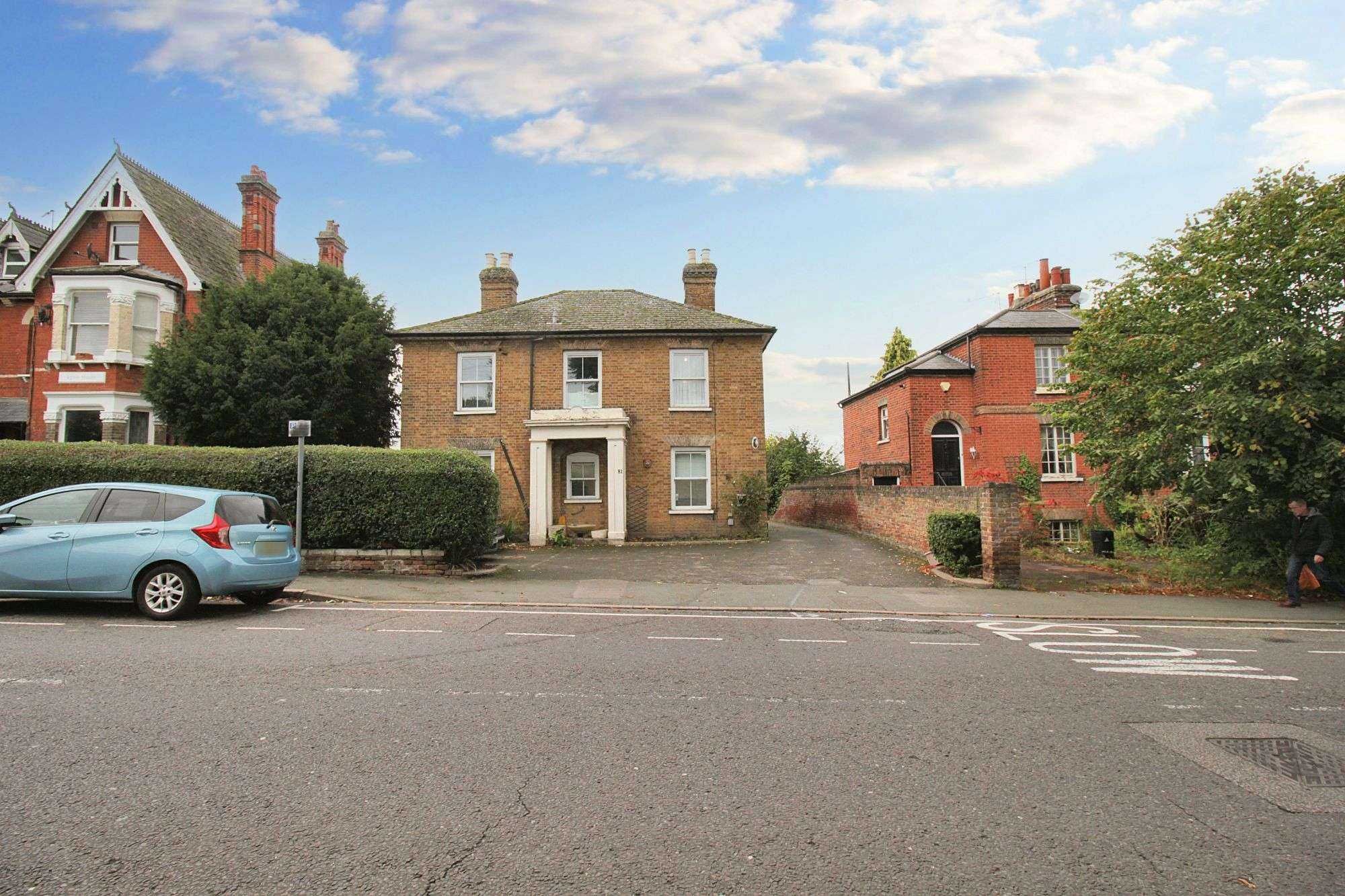 Flat E, 81 Warley Hill, Brentwood, Essex, CM14 5HN