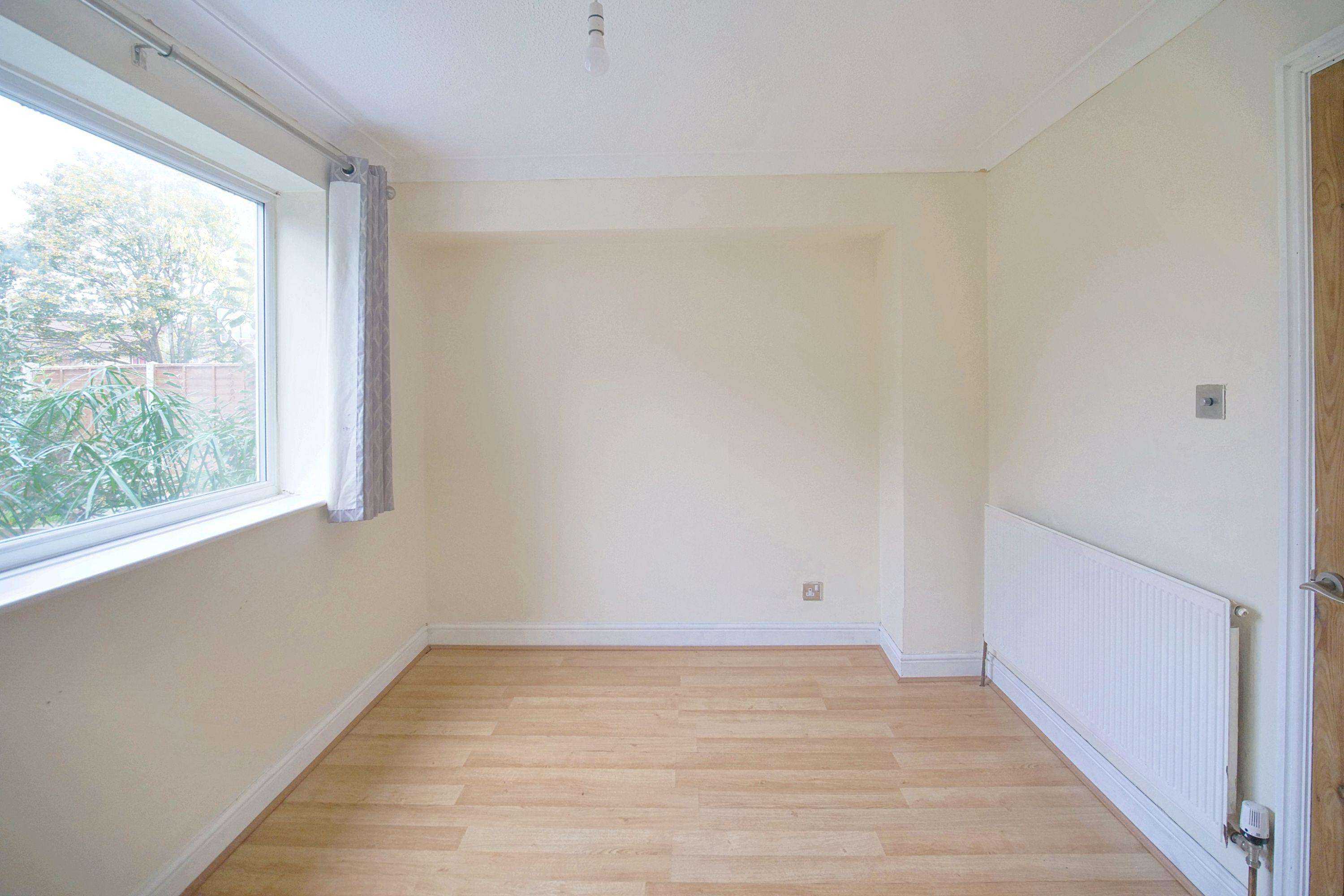 83 Hogarth Crescent, Colliers Wood, SW19 2DN