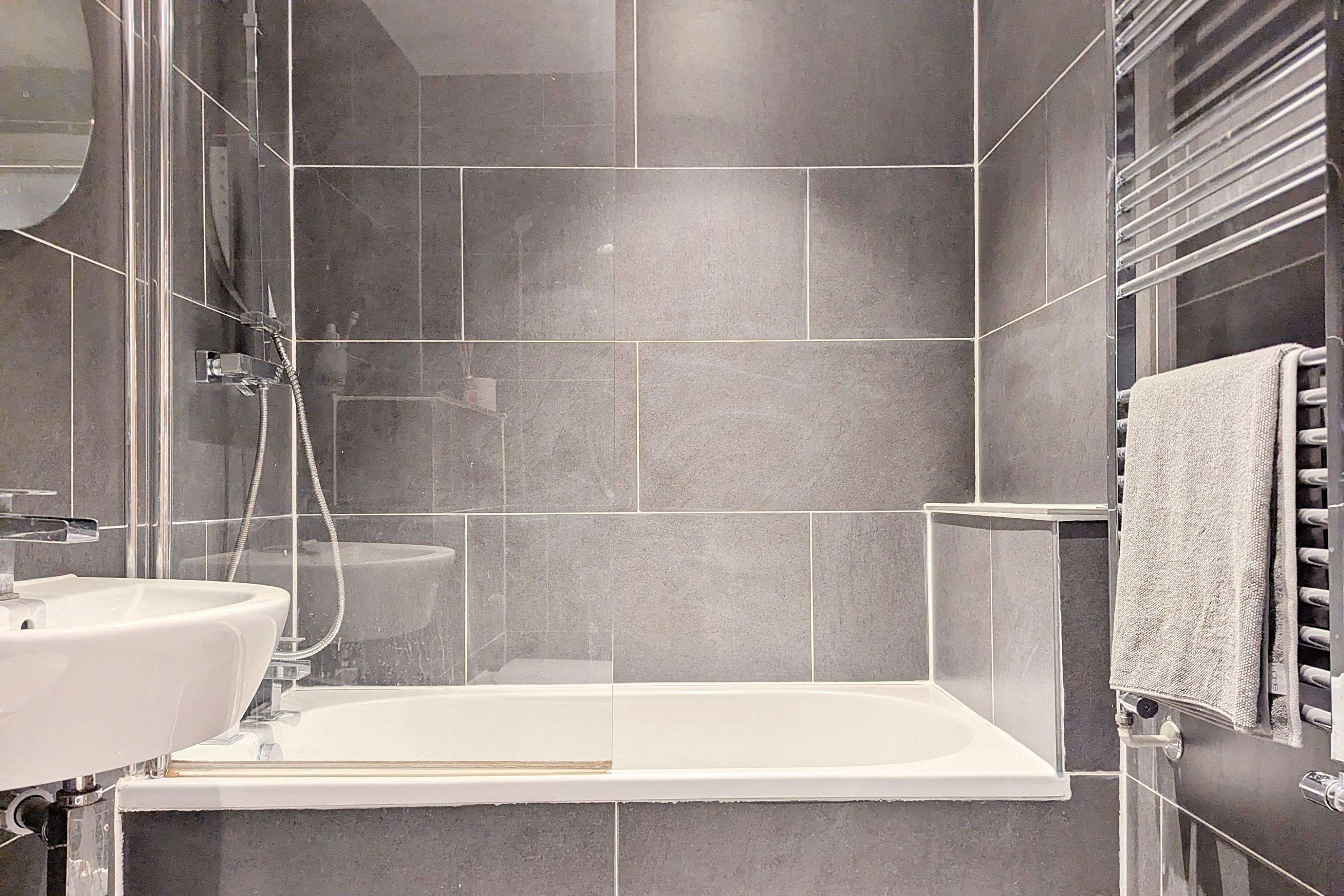 263A Ladbroke Grove, London W10 6HF