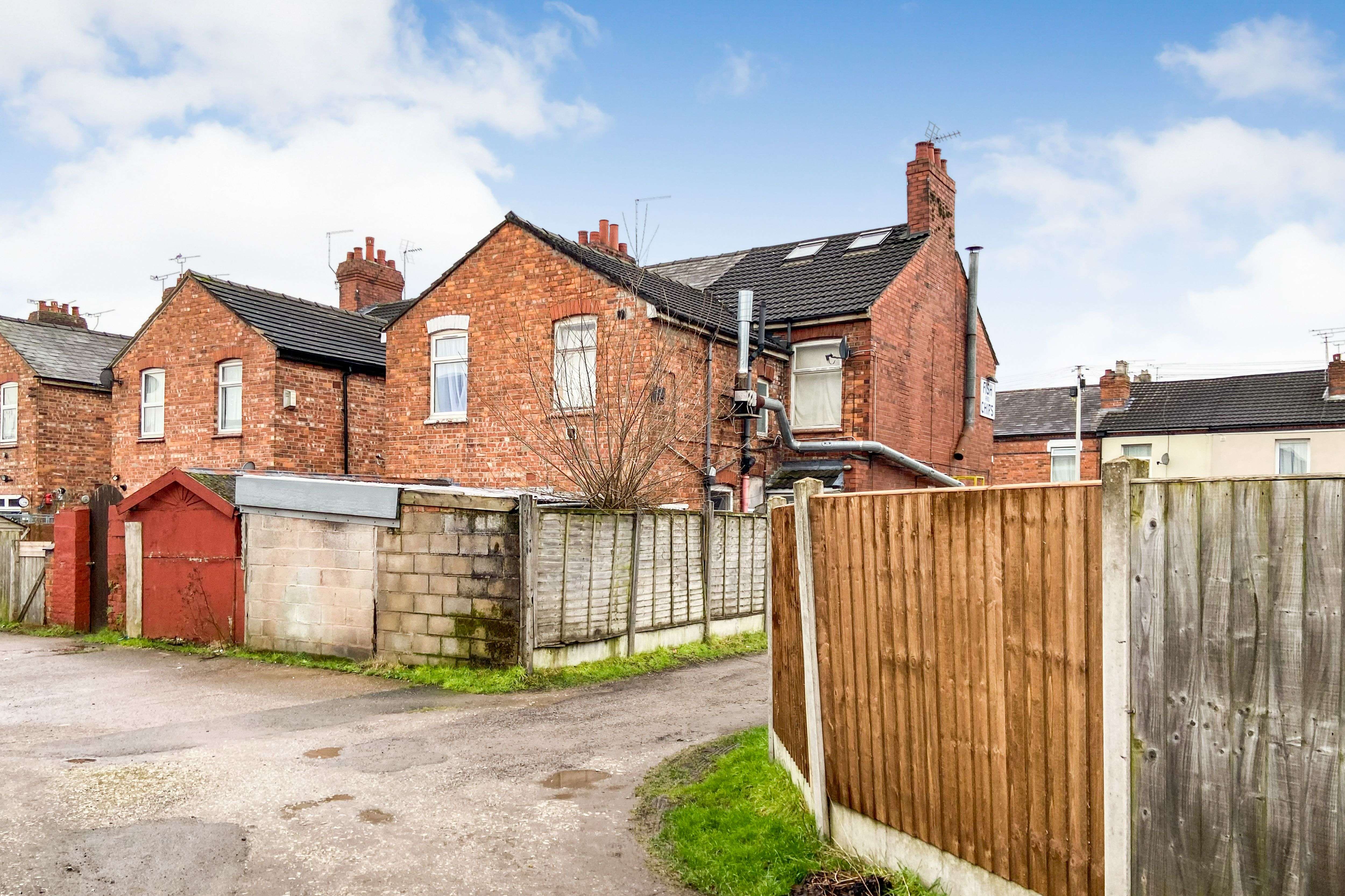35 Minshull New Road, Crewe CW1 3PE