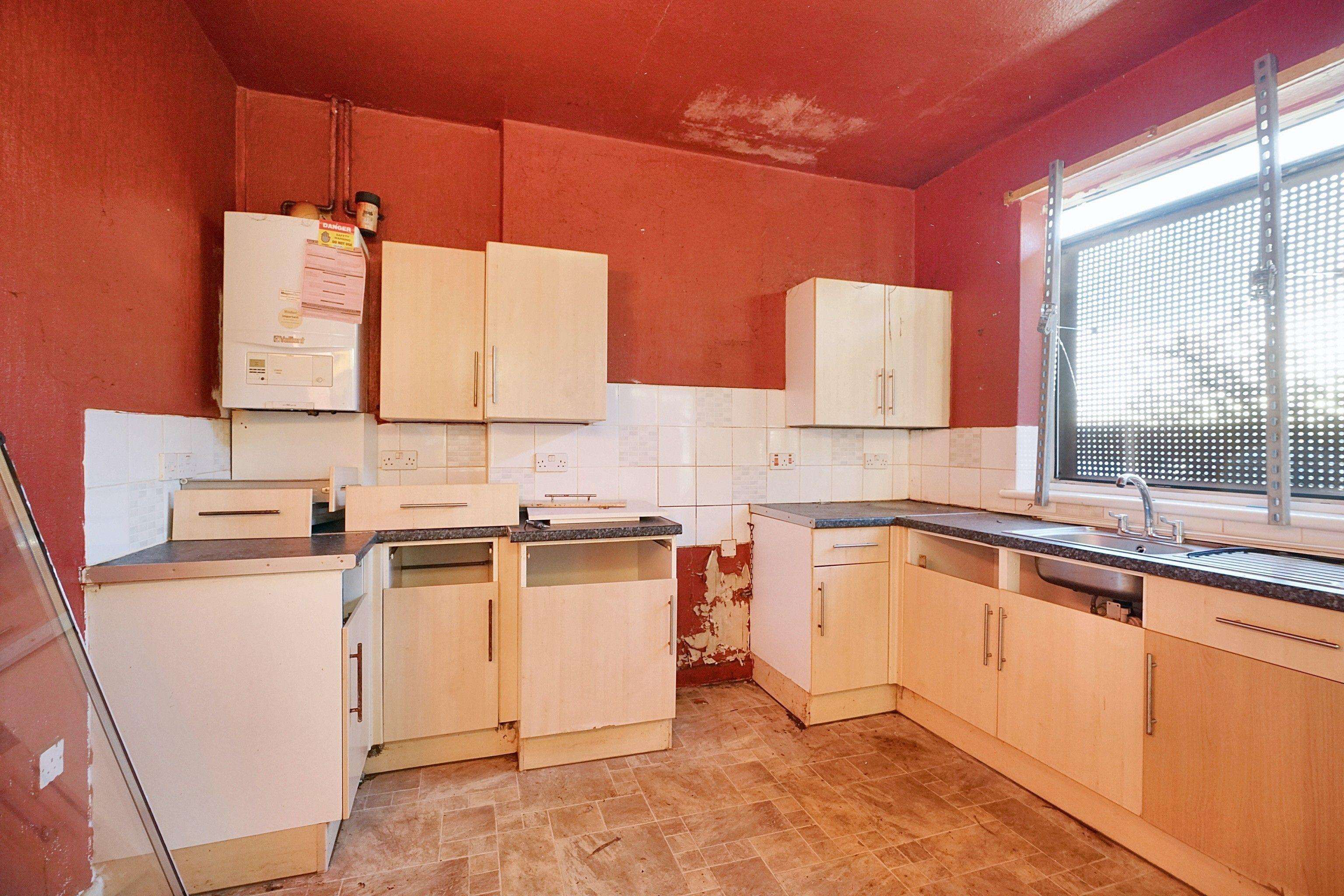 28 Broadway East, Carlton, Nottingham, NG4 1AG