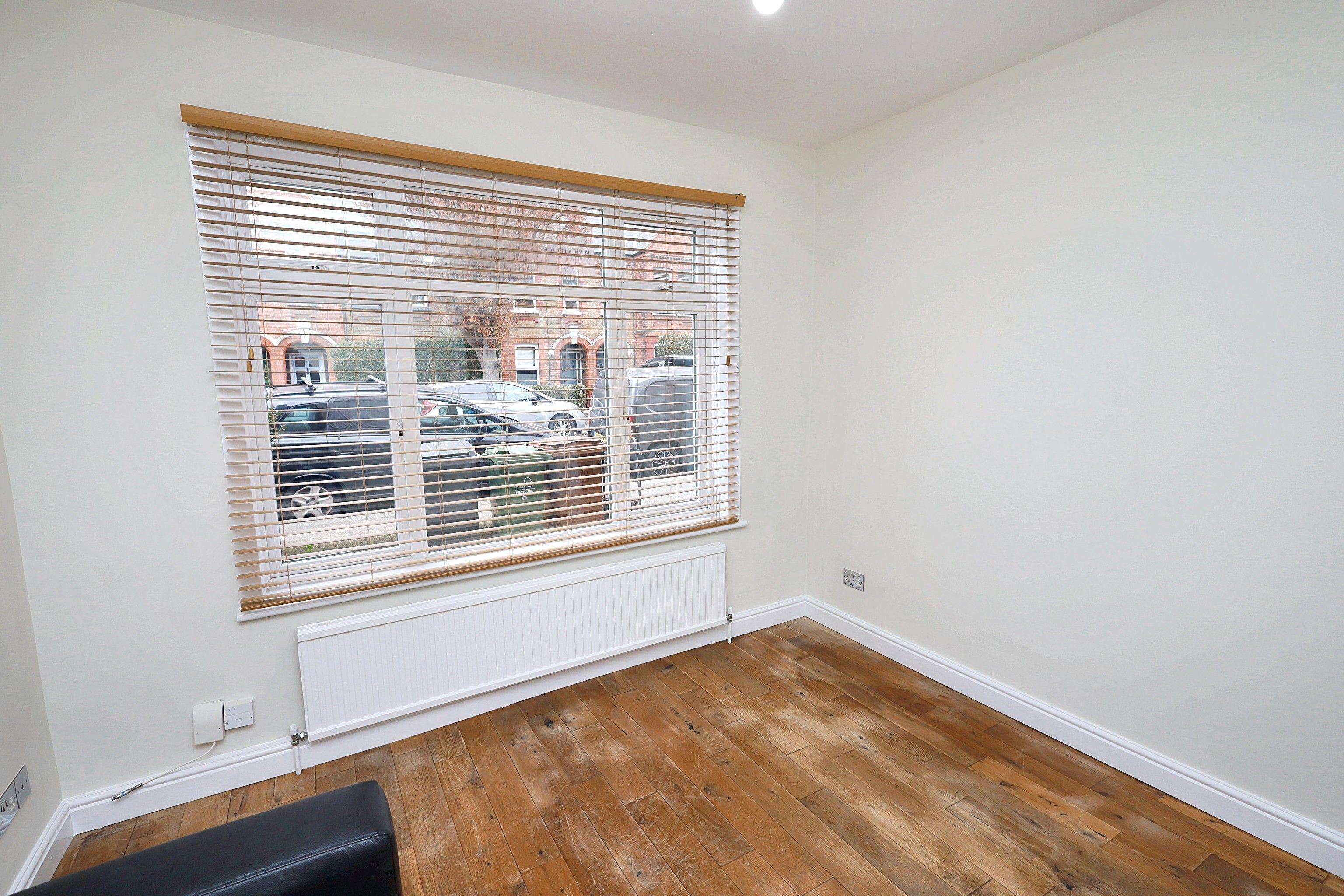 114 Fleeming Road, Walthamstow, London E17 5ES