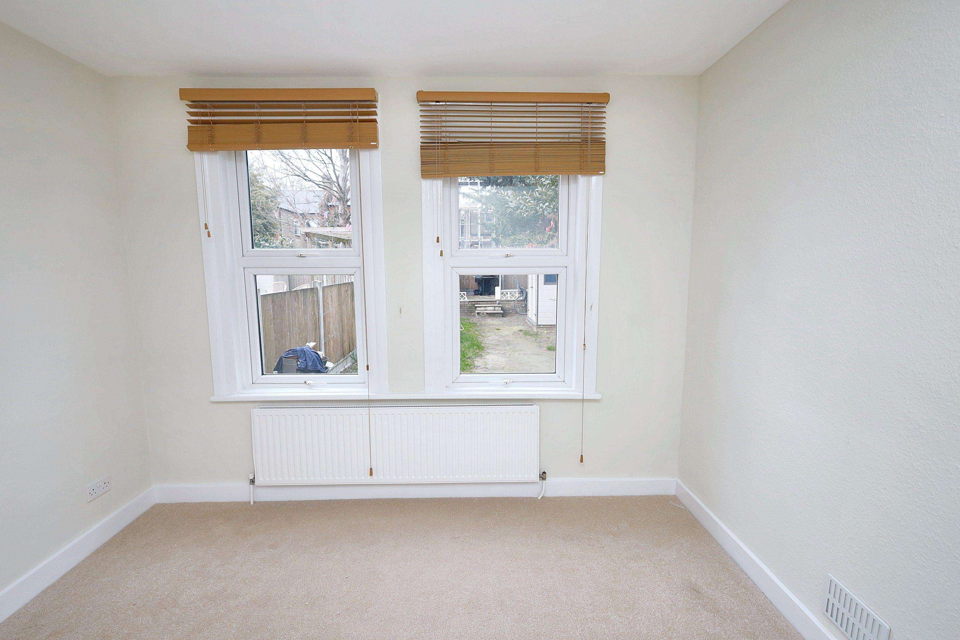 114 Fleeming Road, Walthamstow, London E17 5ES