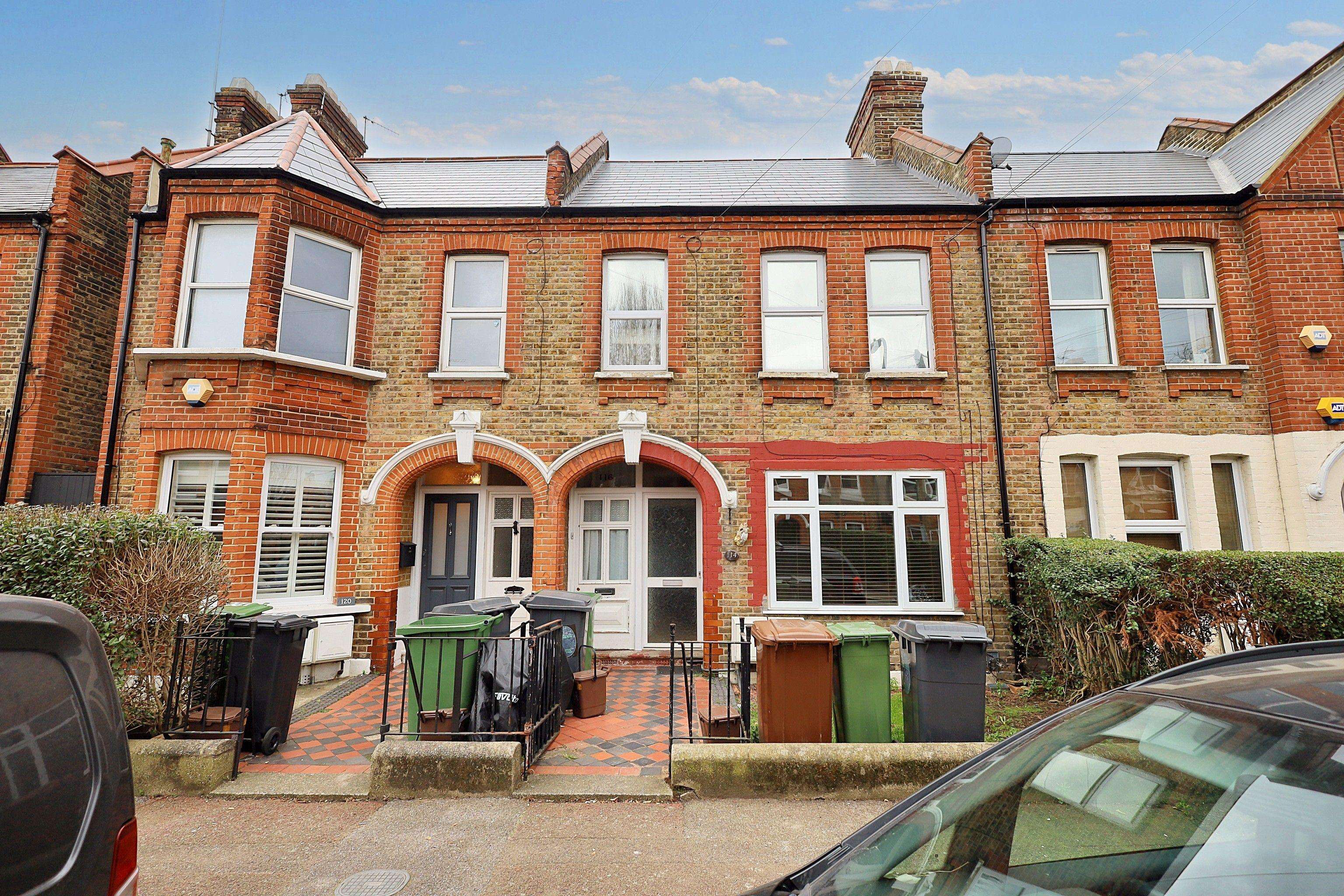 114 Fleeming Road, Walthamstow, London E17 5ES