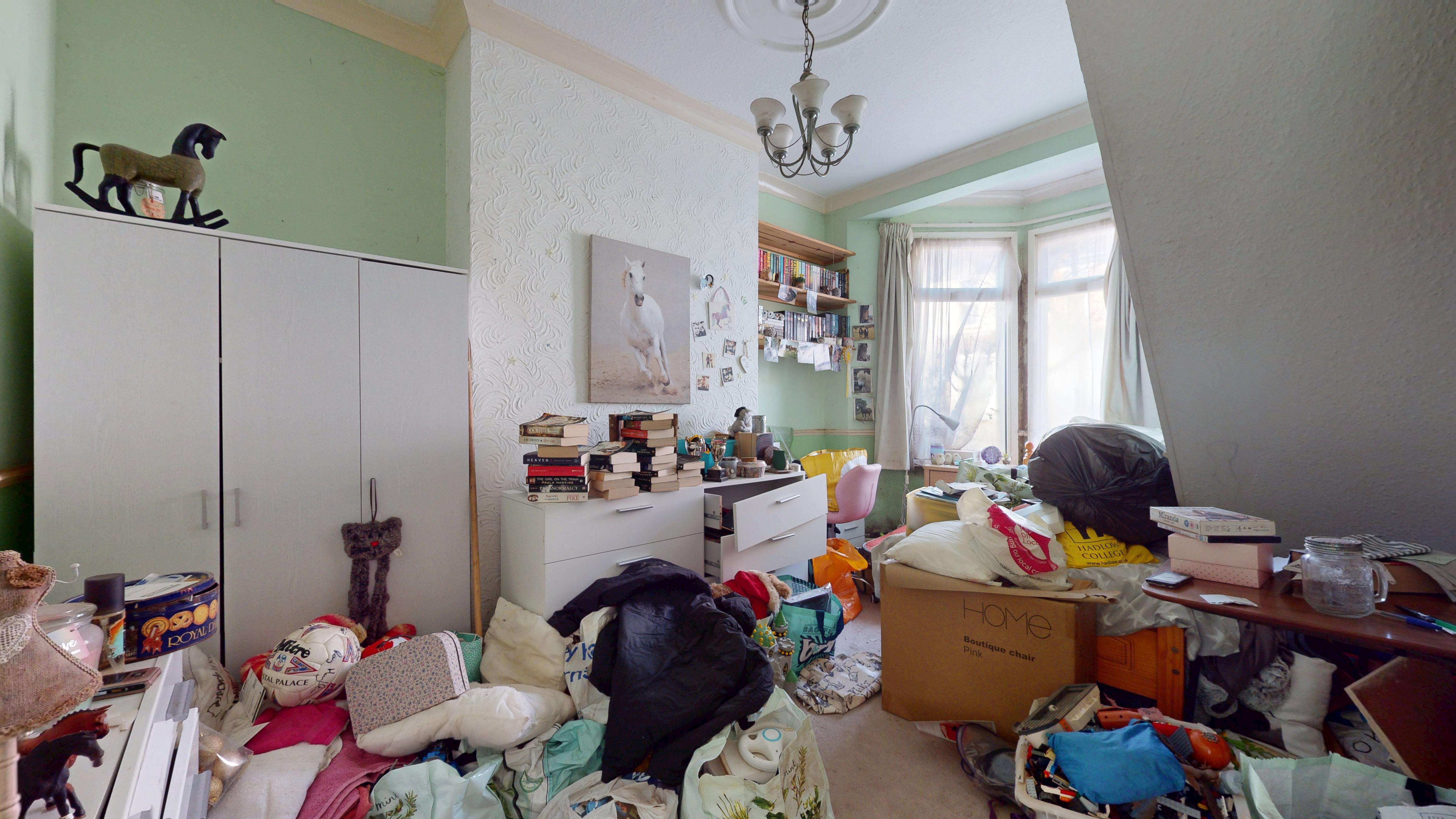 194 Hainault Avenue, Westcliff-on-Sea, SS0 9EX