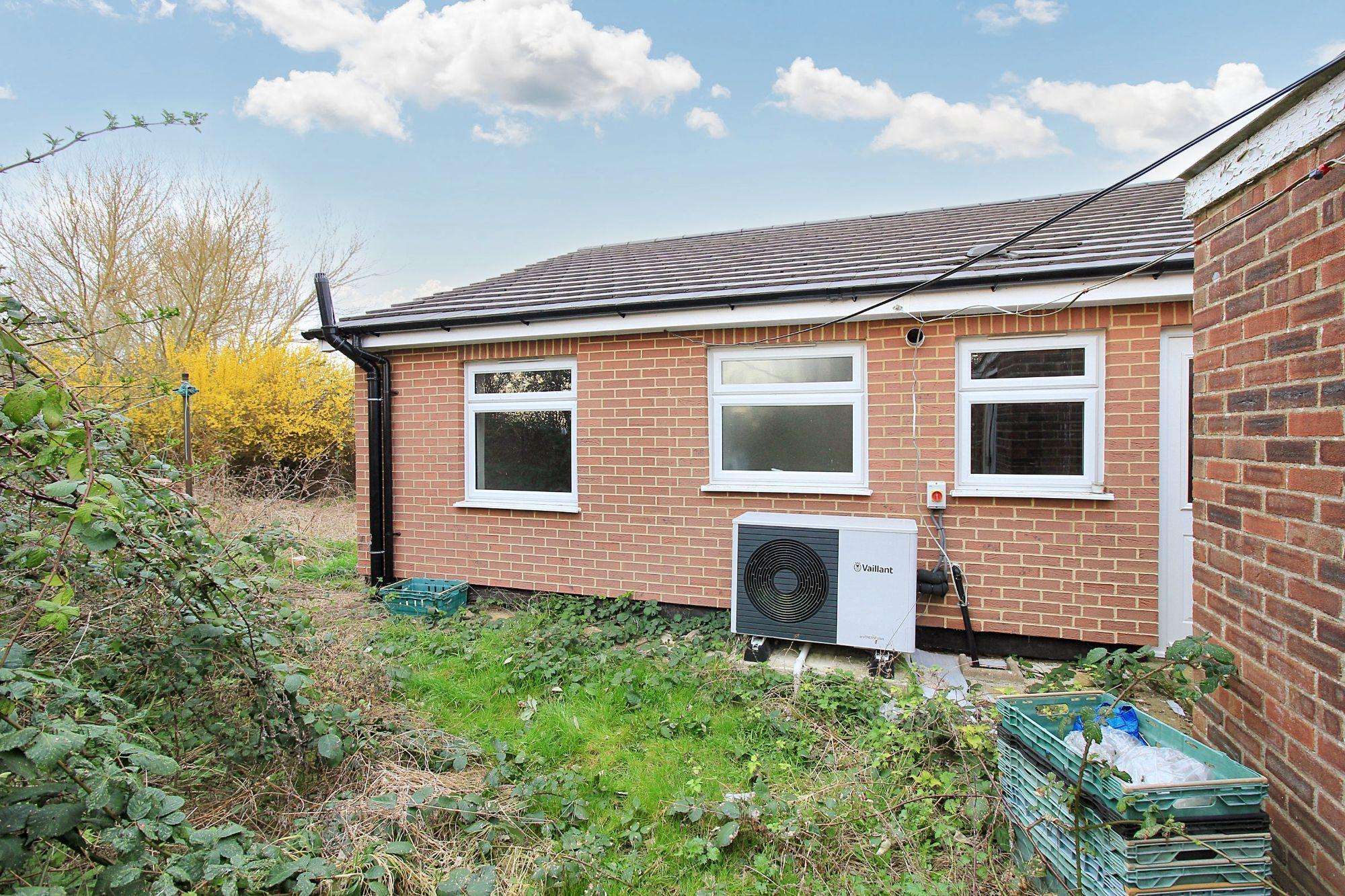 35 Chapelfield Road, Guyhirn, Wisbech, PE13 4EE