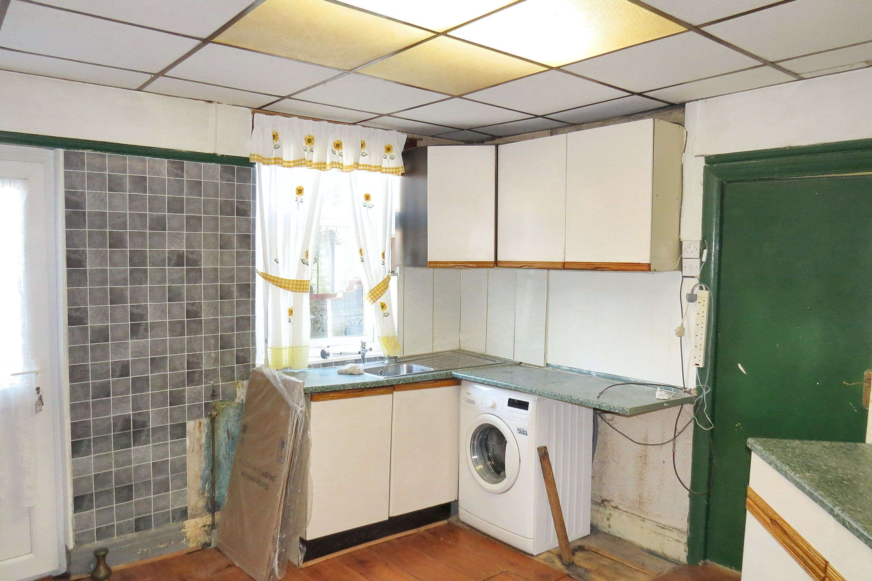 39 Ellesmere Road, Blackpool, Lancashire, FY4 3DH