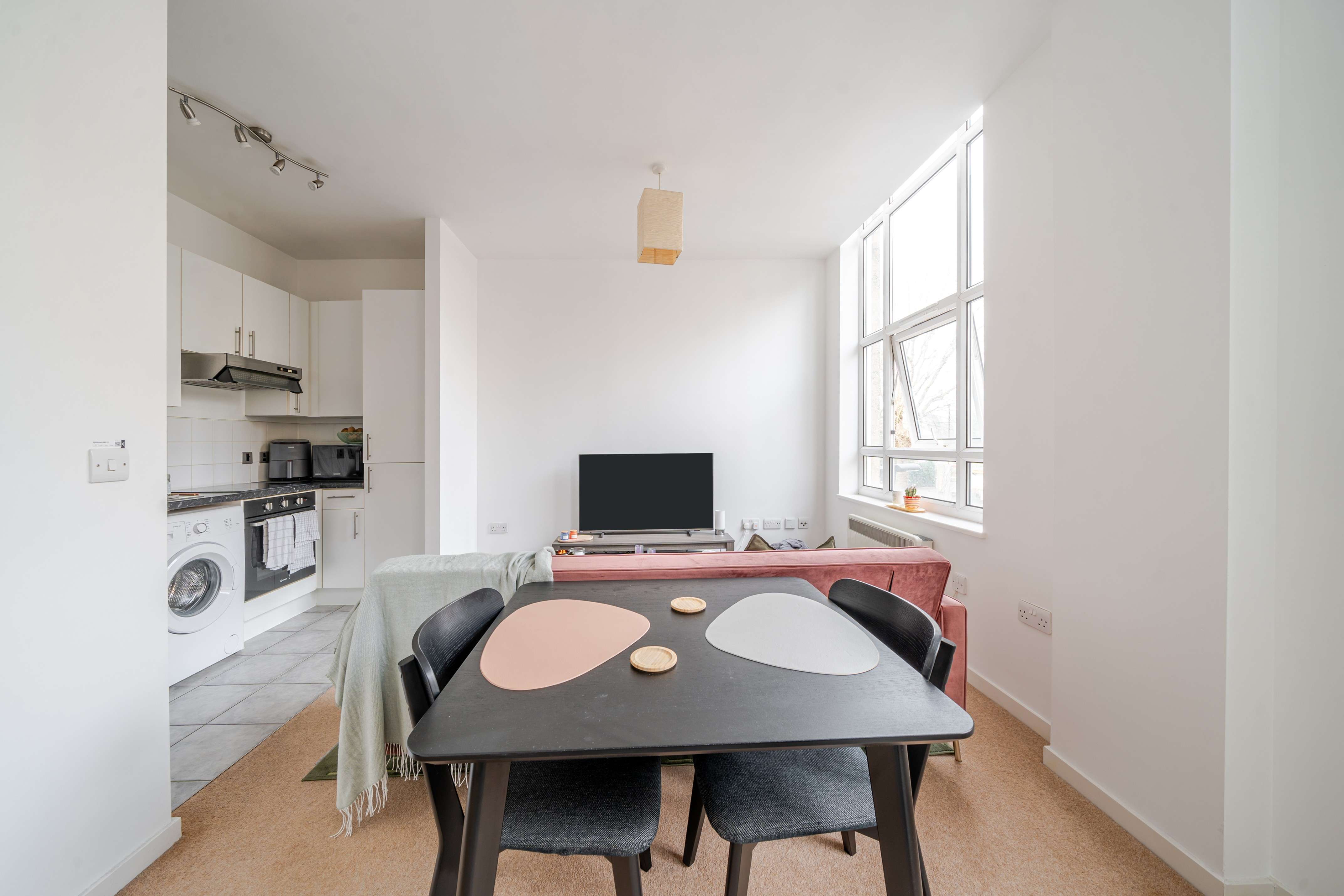 38 Bromyard House, Bromyard Avenue, East Acton, London, W3 7BE
