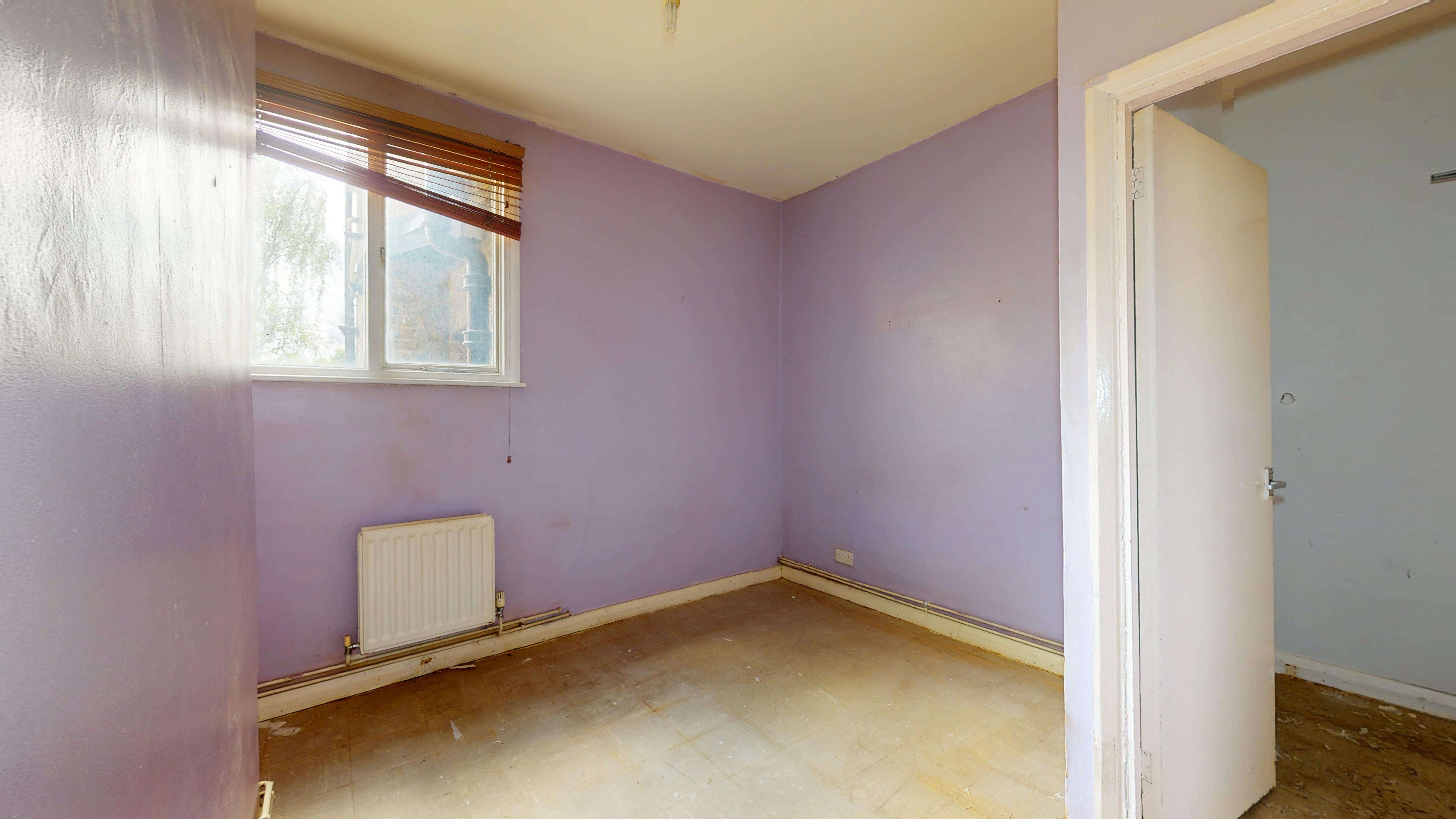 Flat A, 31 Buckingham Road, Islington, London, N1 4HY
