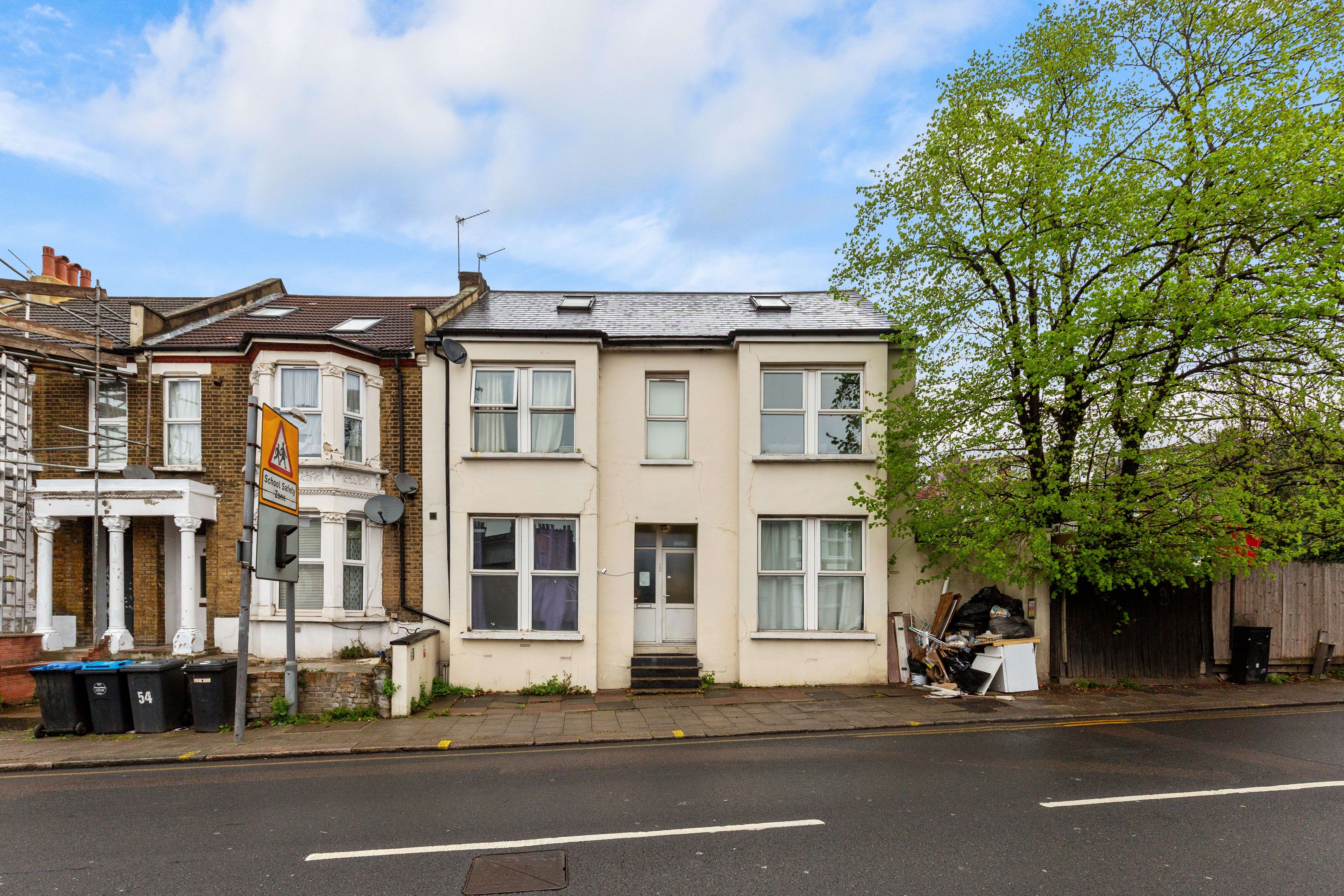 52 Acton Lane, Harlesden, London NW10 8TU
