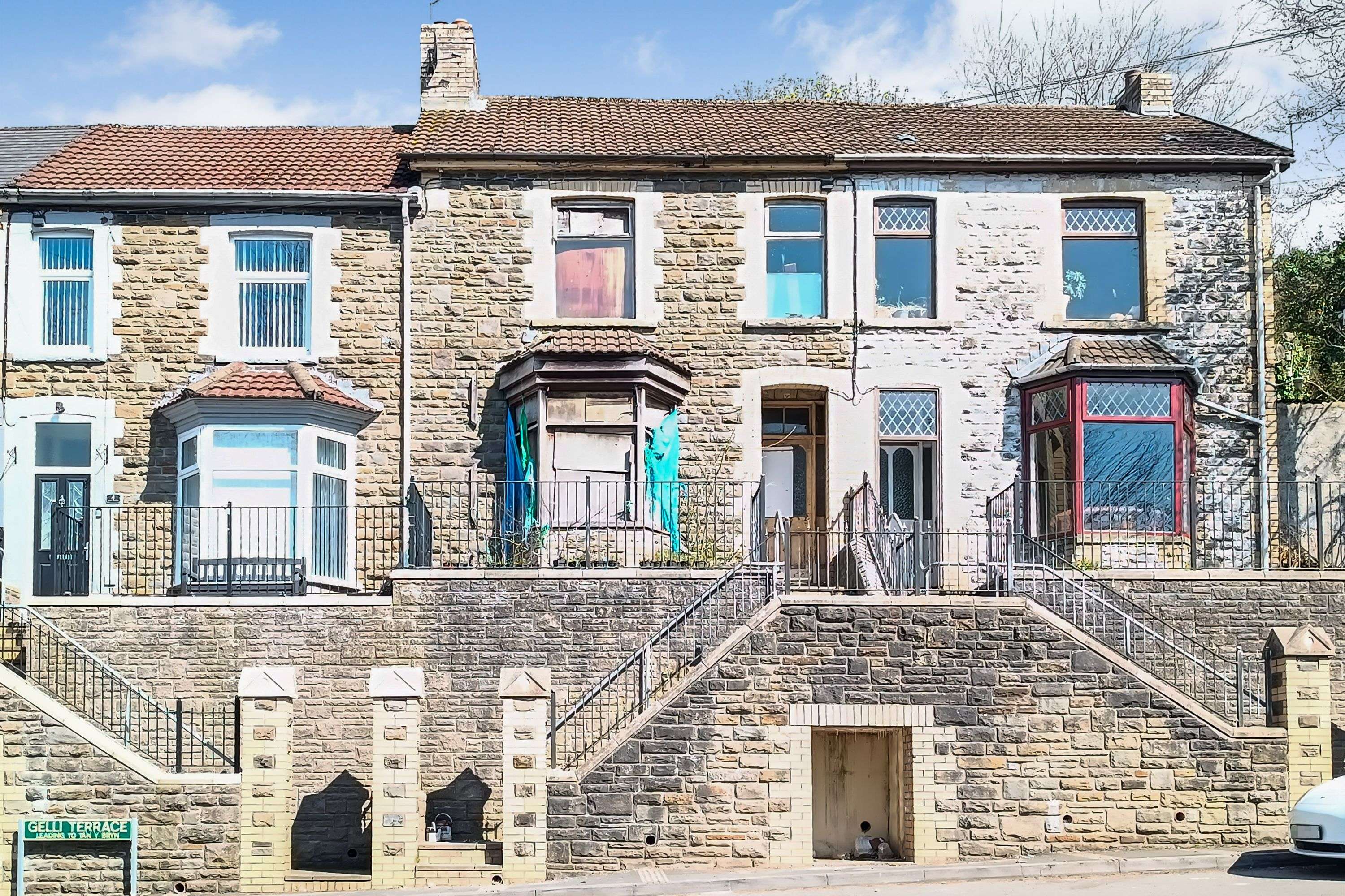 5 Gelli Terrace, Caerphilly, Mid Glamorgan, CF83 4FQ