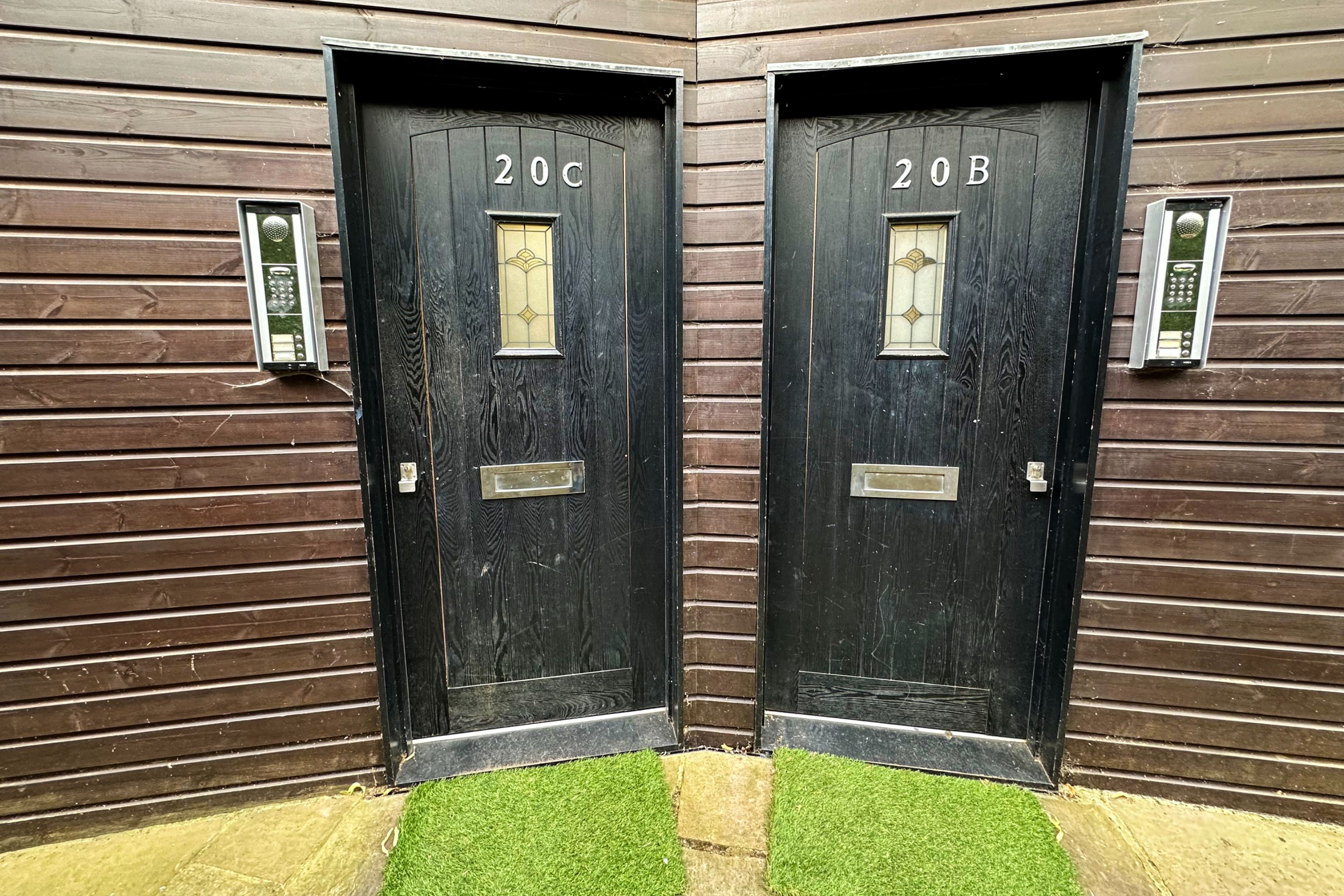 20 Church Terrace, London NW4 4JU