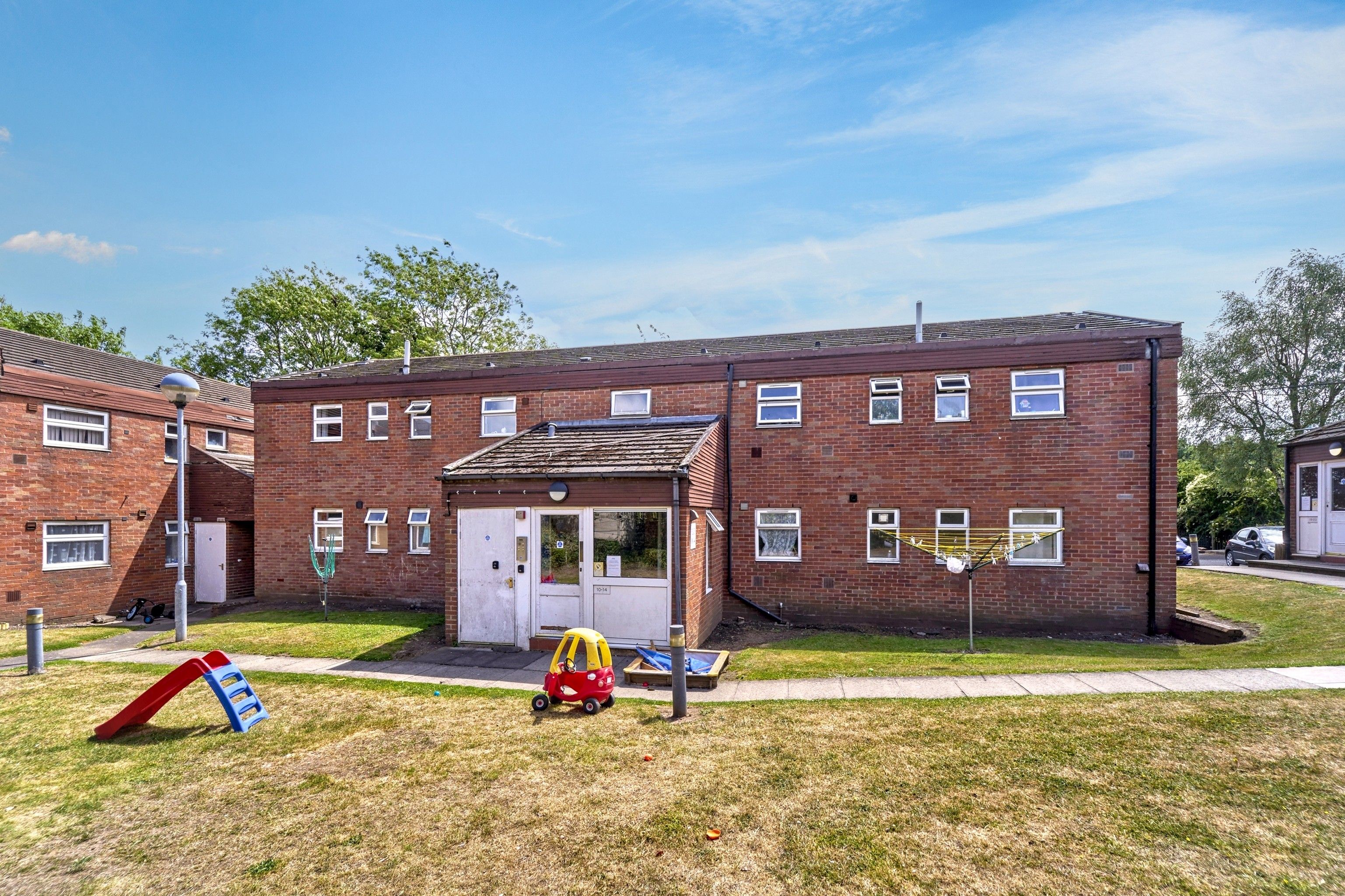 12 The Furlong, Wednesbury, West Midlands, WS10 9SU