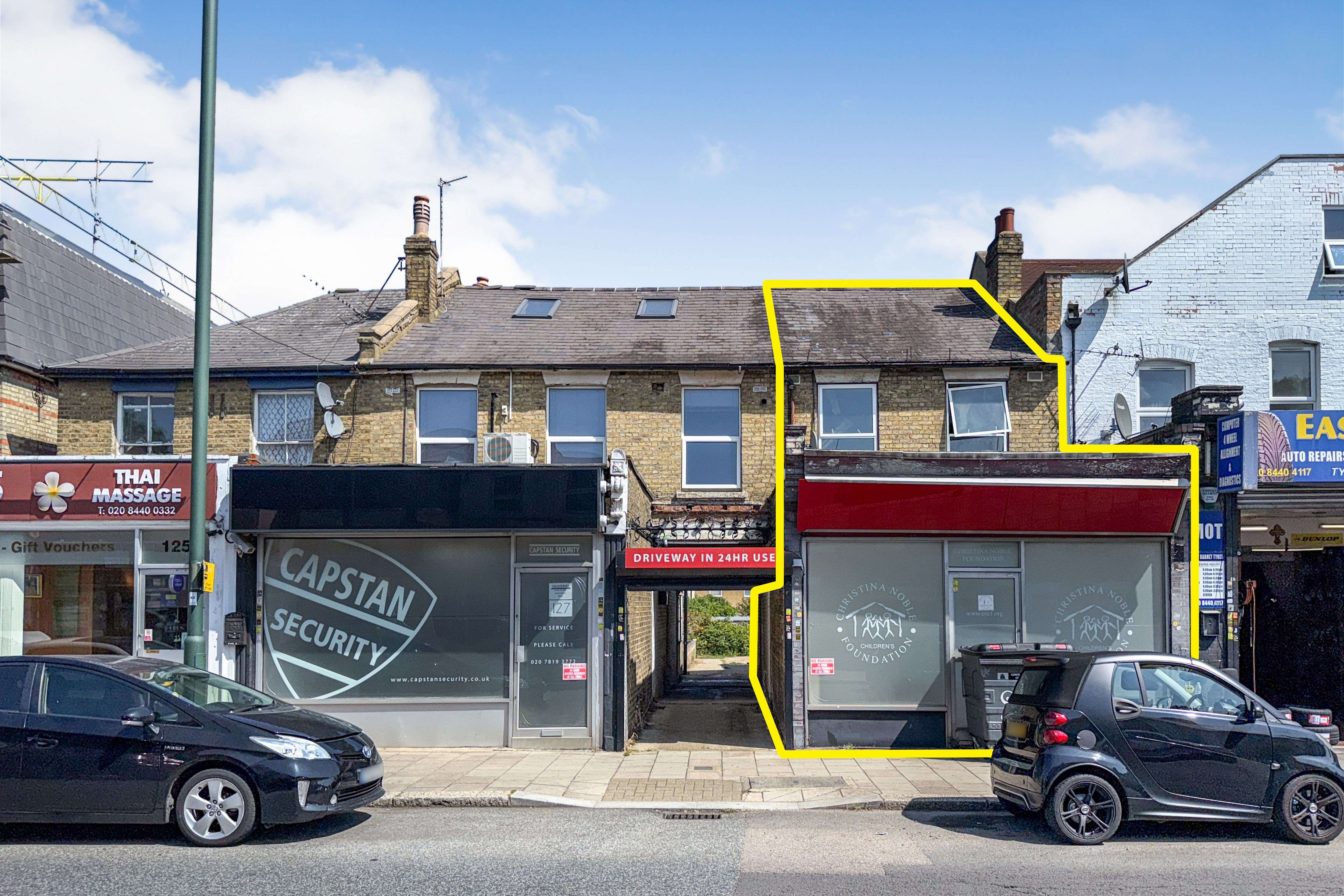 129 East Barnet Road, Barnet, London, EN4 8RF
