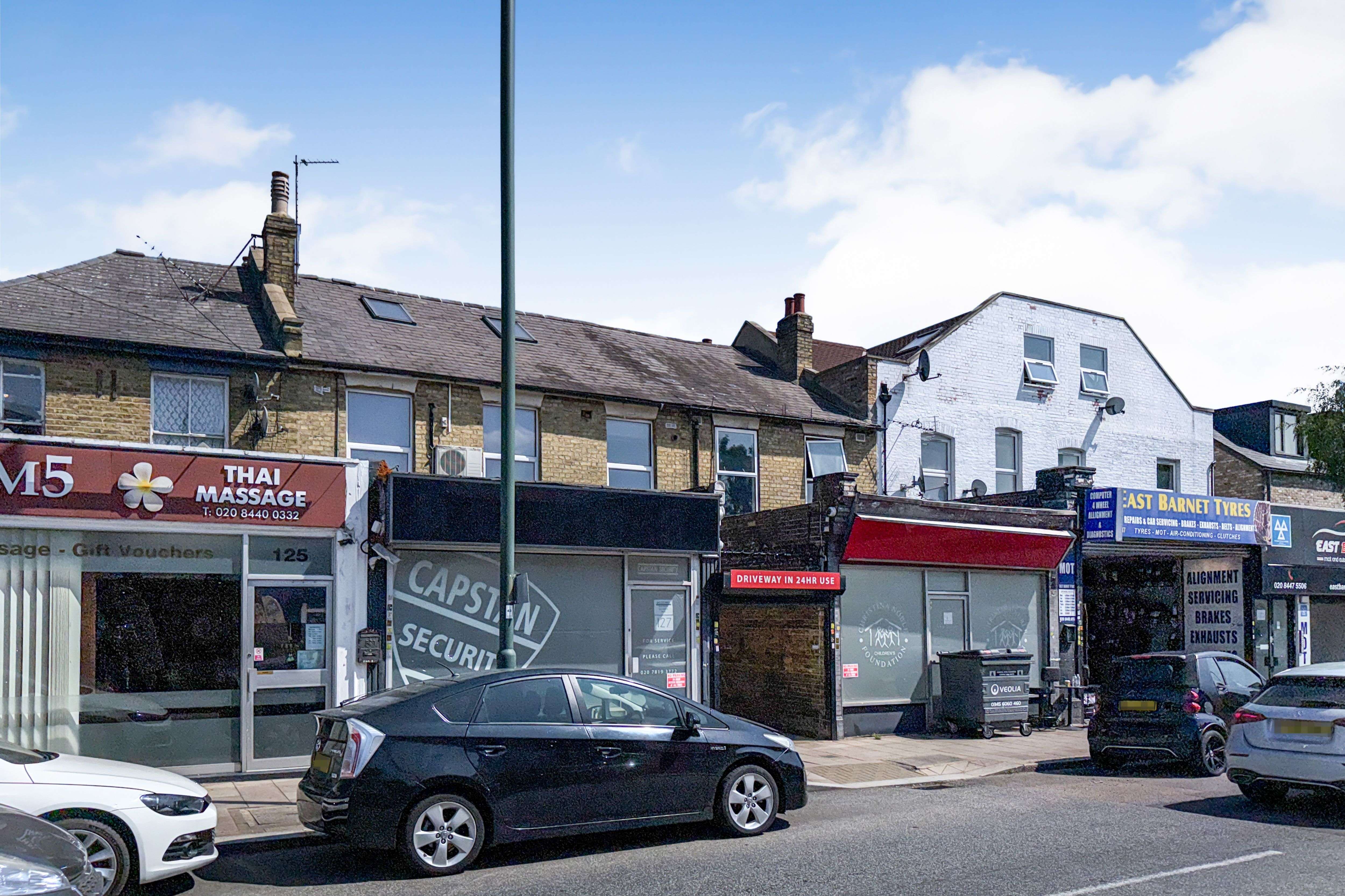 129 East Barnet Road, Barnet, London, EN4 8RF