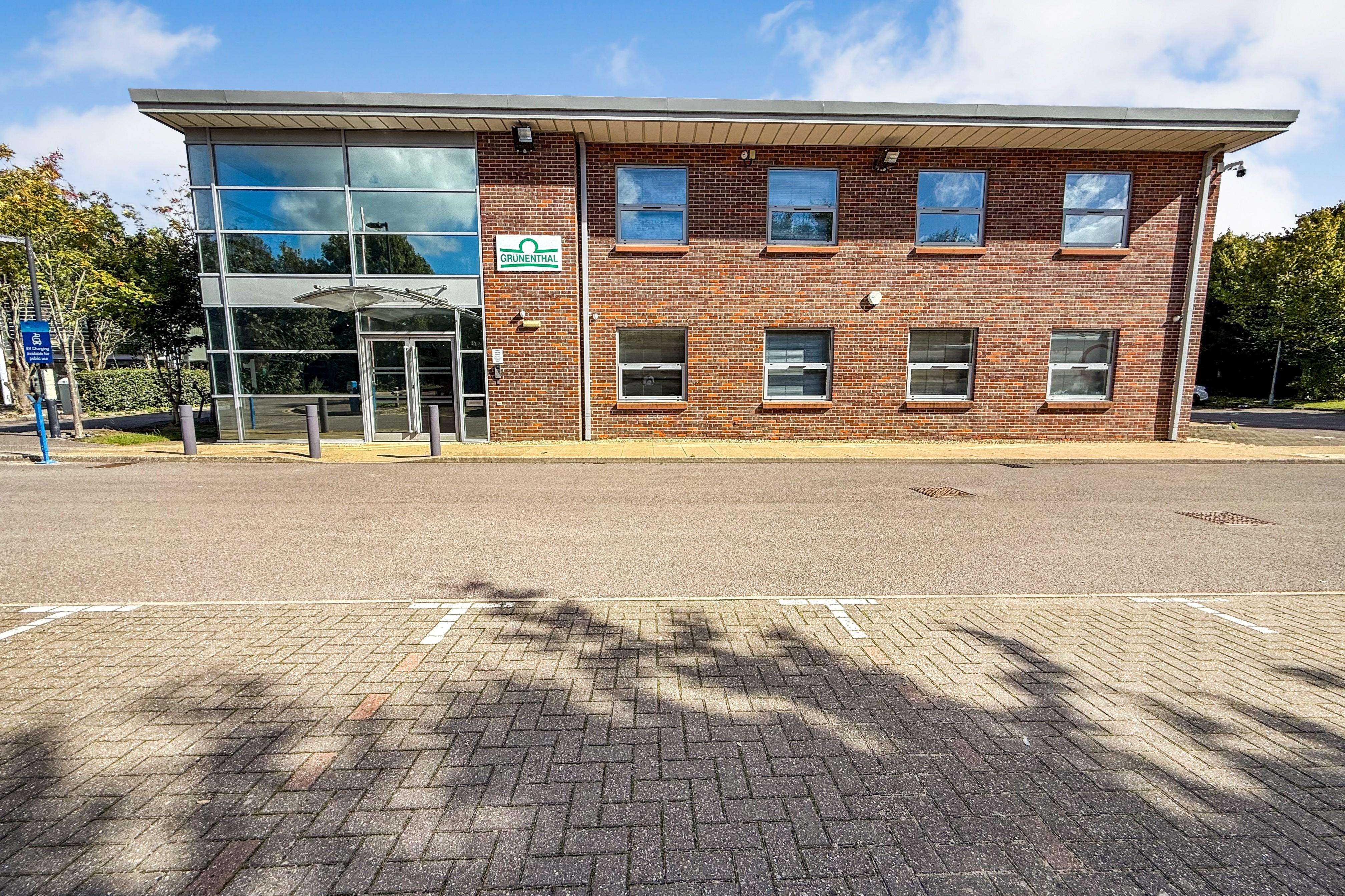 Unit 1, Stokenchurch Business Park, Ibstone Road, Stokenchurch HP14 3FE