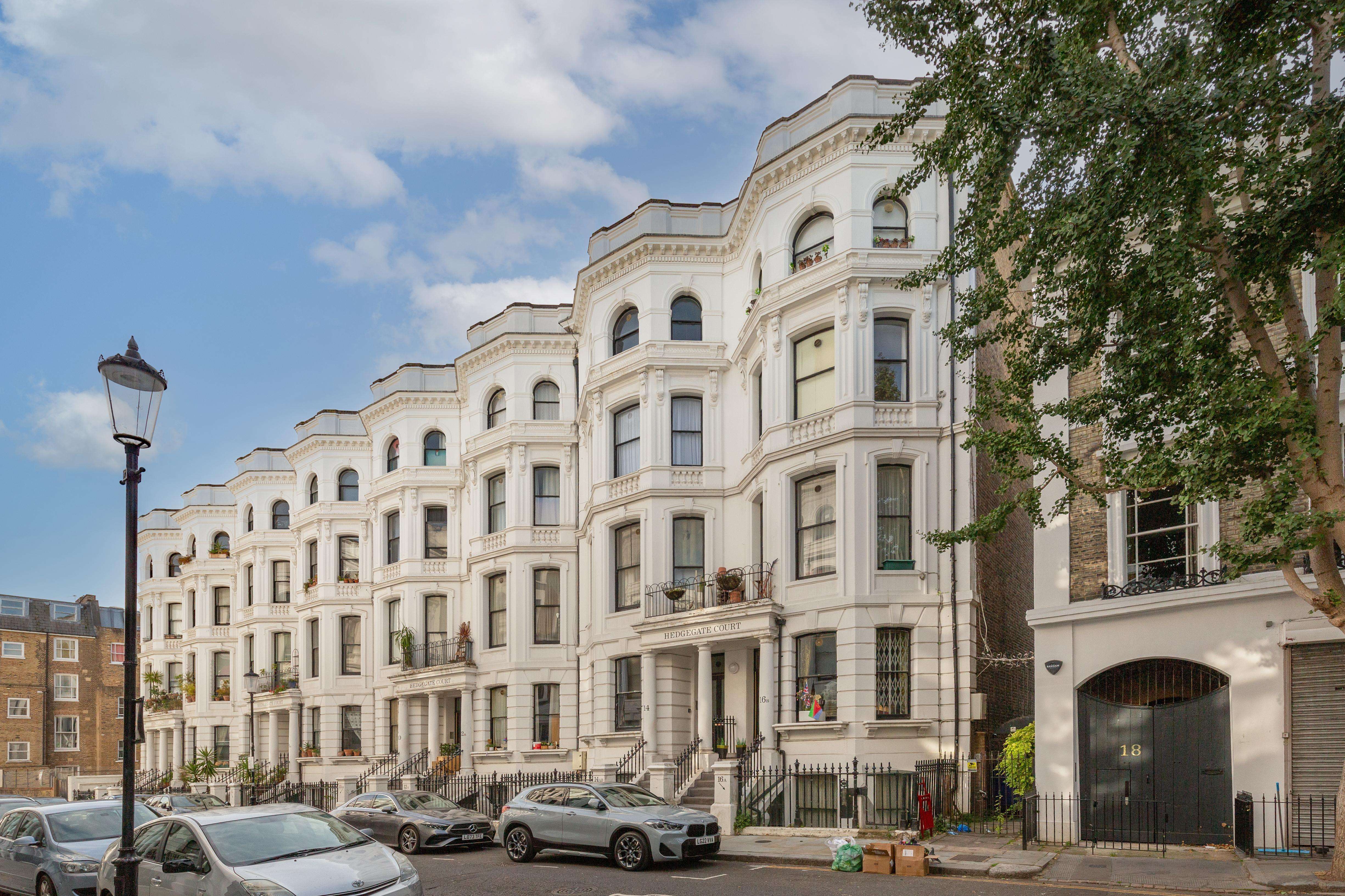 Flat A, 16 Hedgegate, Powis Terrace, Notting Hill, London, W11 1JD
