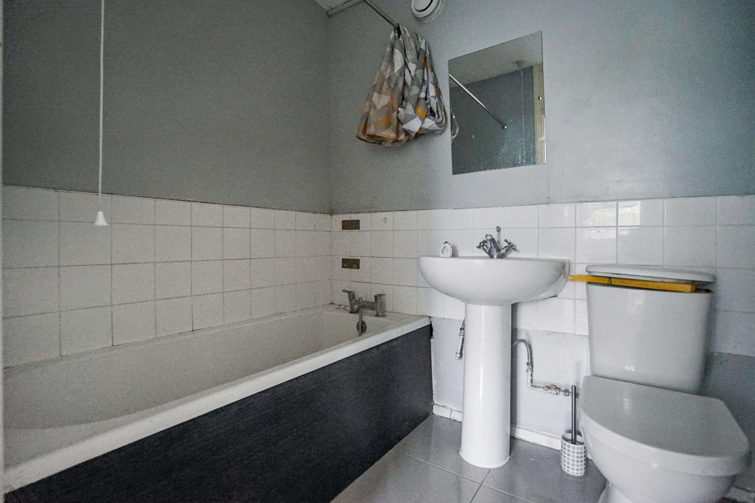 Flat 23 Keats House, Porchester Mead, Beckenham, BR3 1TD