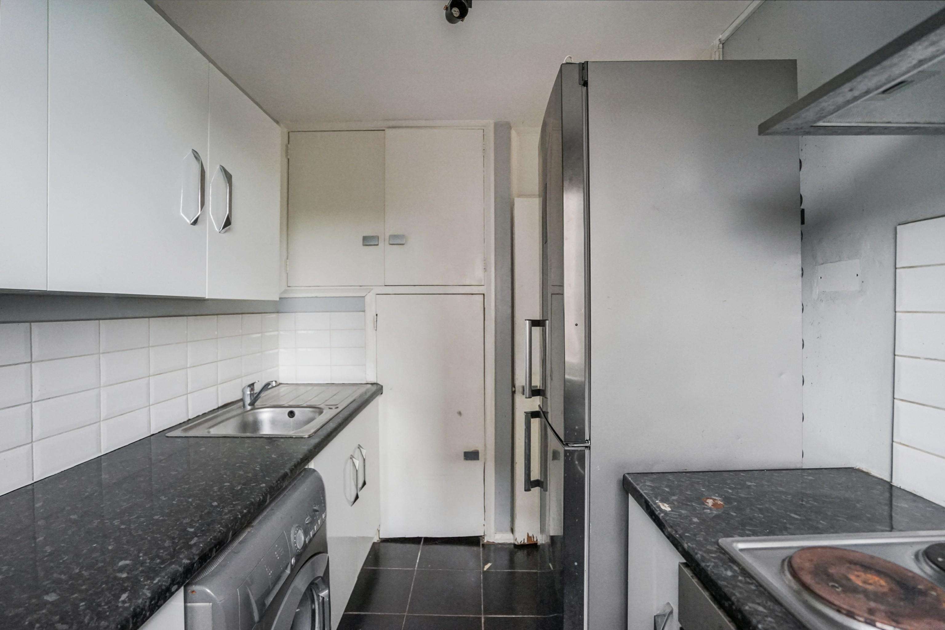 Flat 23 Keats House, Porchester Mead, Beckenham, BR3 1TD