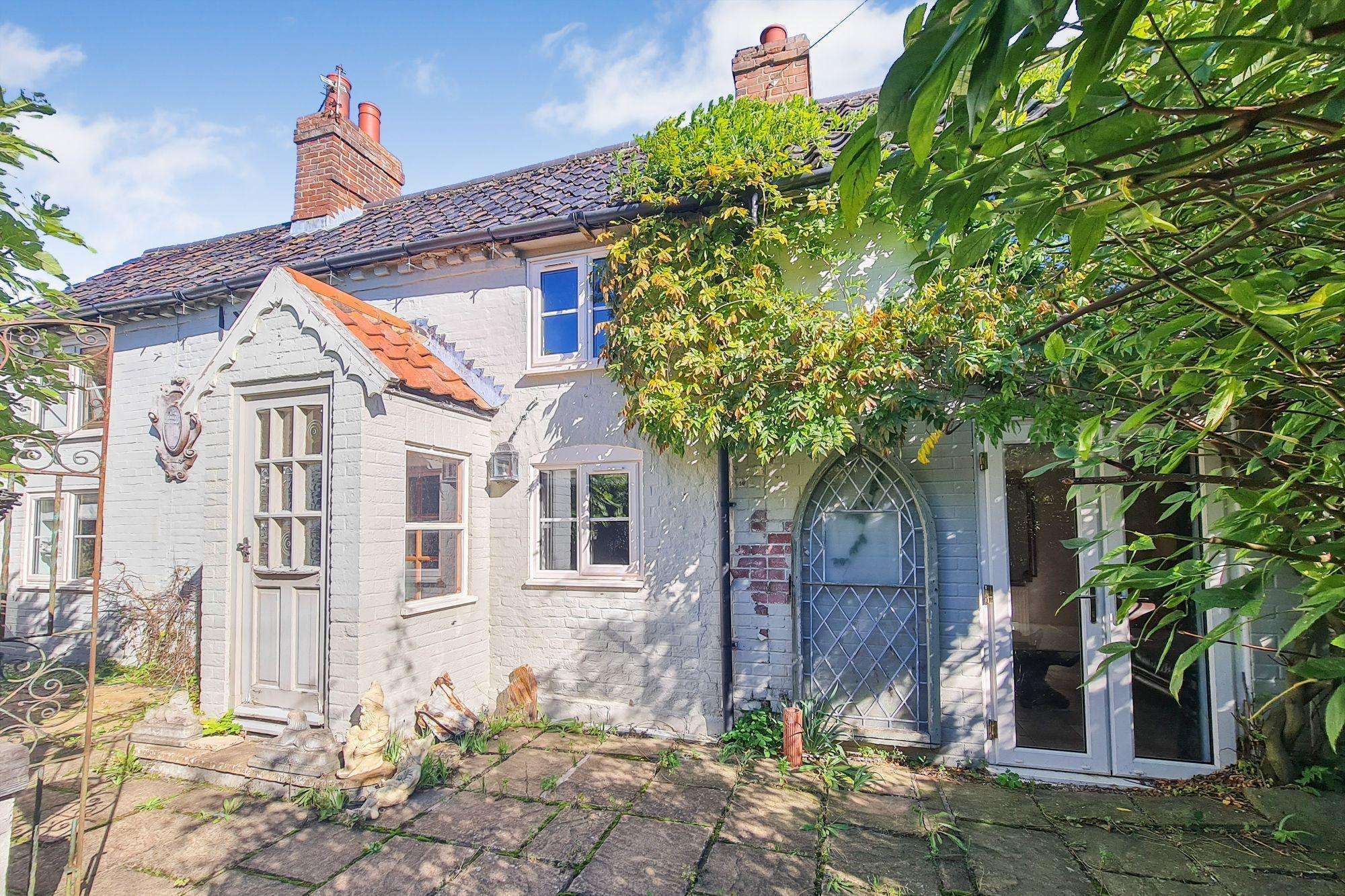 Pear Tree Cottage, Kirstead, Norfolk, NR15 1EA