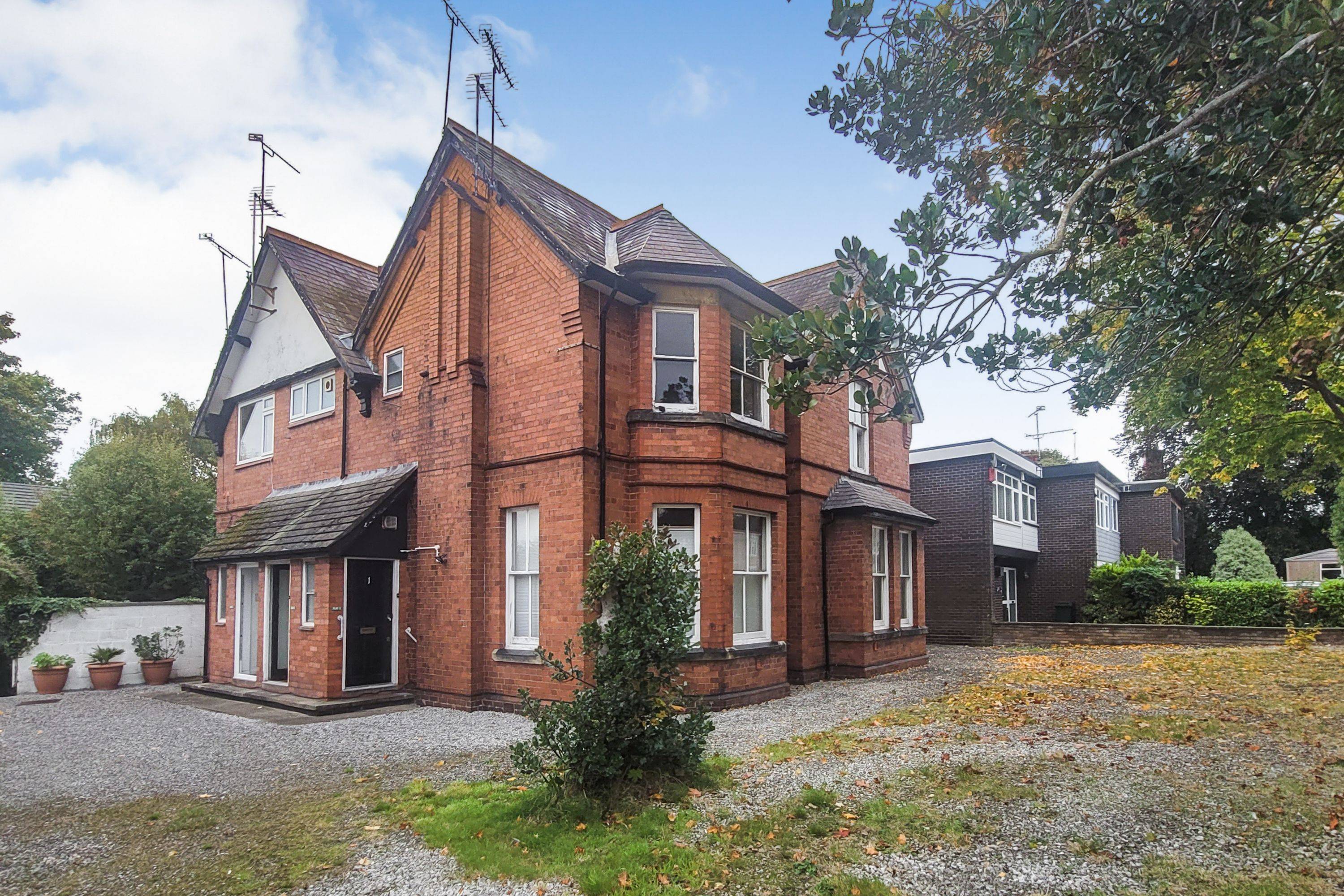 Flats 1 - 4, Newton Rise, 120 Brook Lane, Chester, Cheshire, CH2 2EU