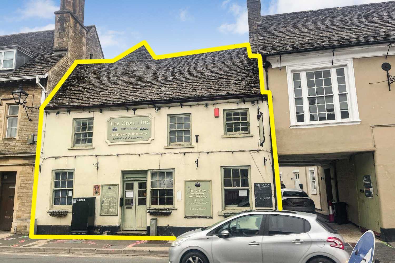 The Crown Inn, High Street, Lechlade GL7 3AE