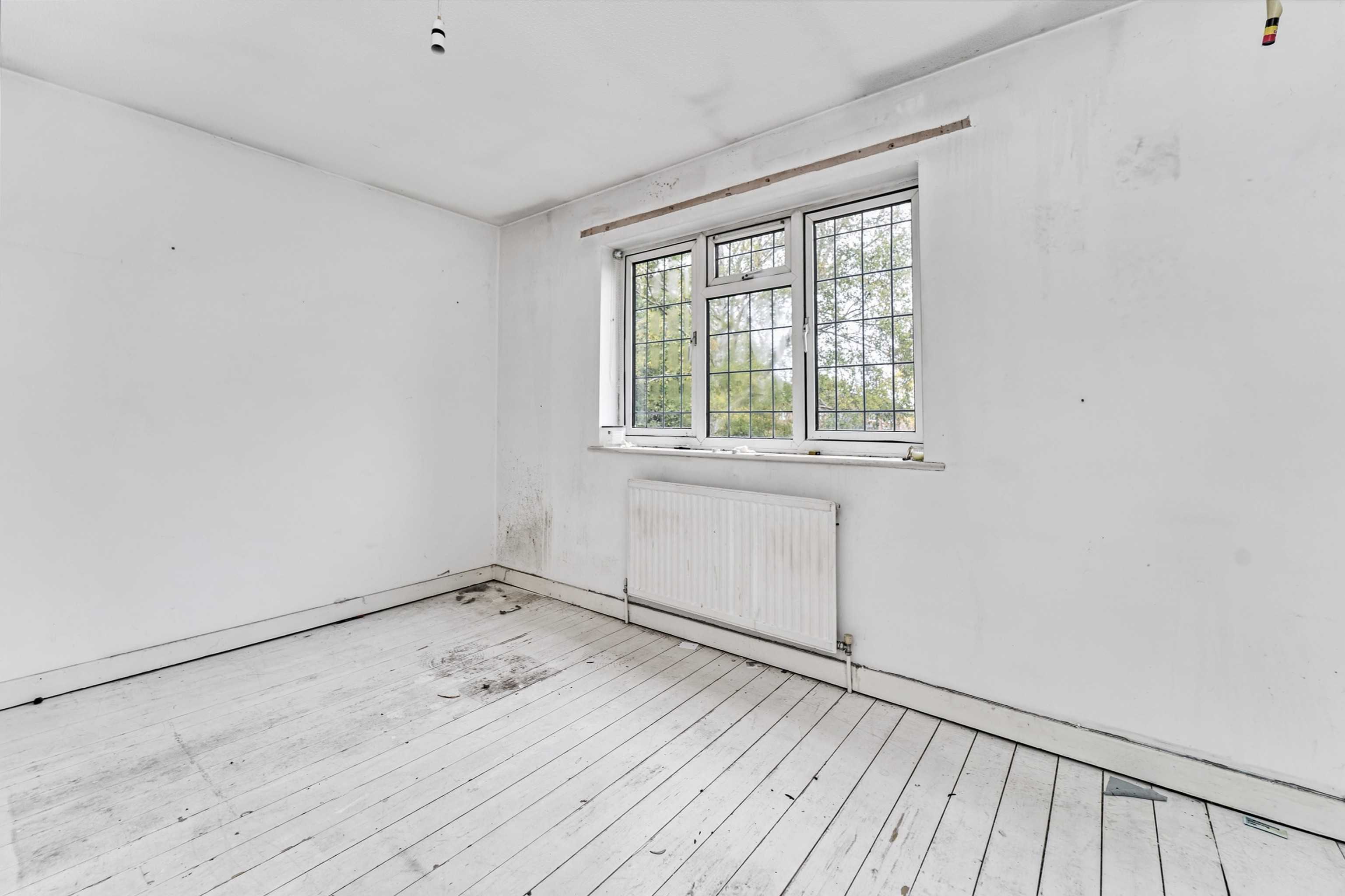 26 Green Lane, Shelfield, Walsall WS4 1RN