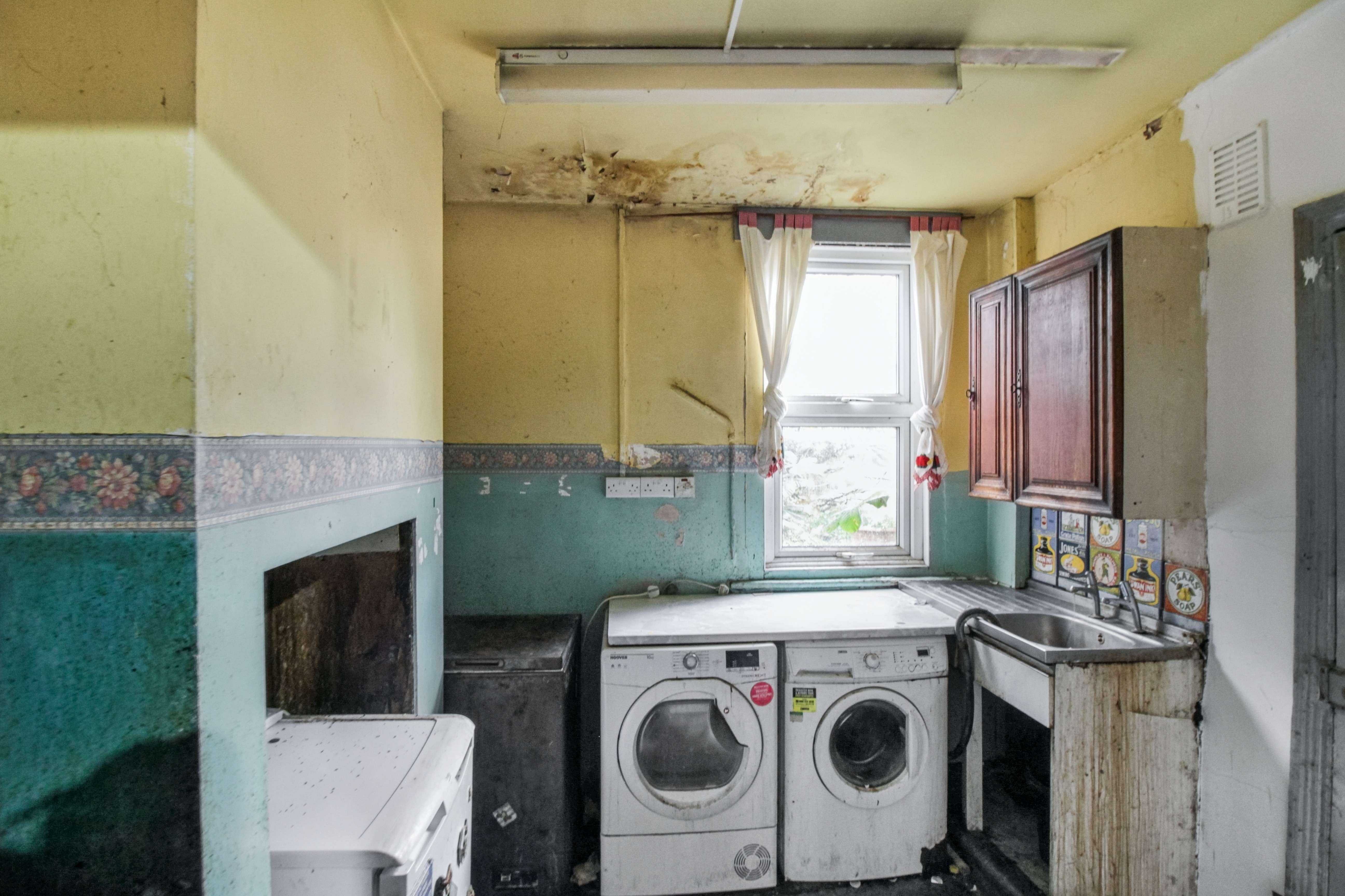 1B Boundary Road, Plaistow, London E13 9PS
