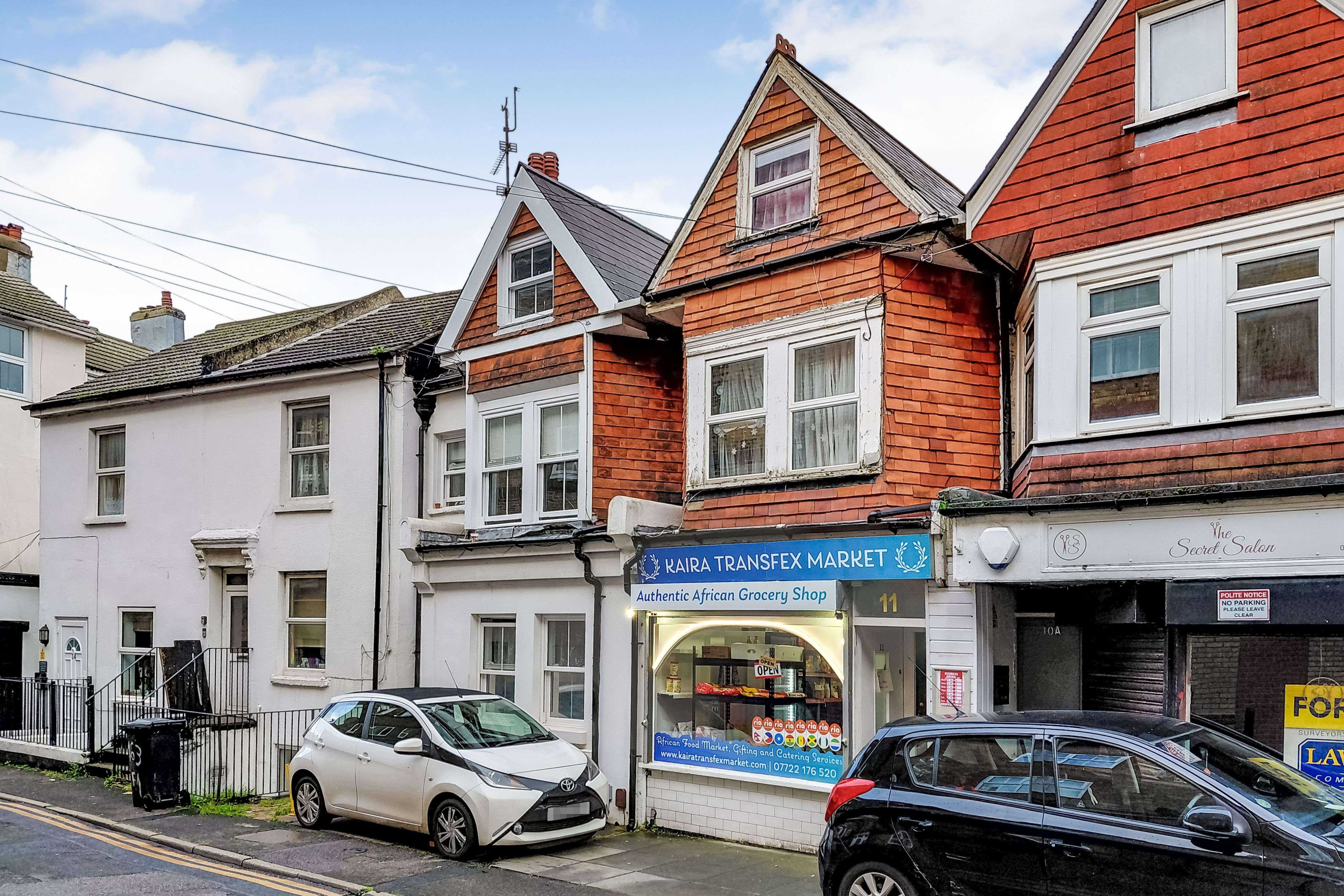 11/11A North Street, Eastbourne, BN21 3HG