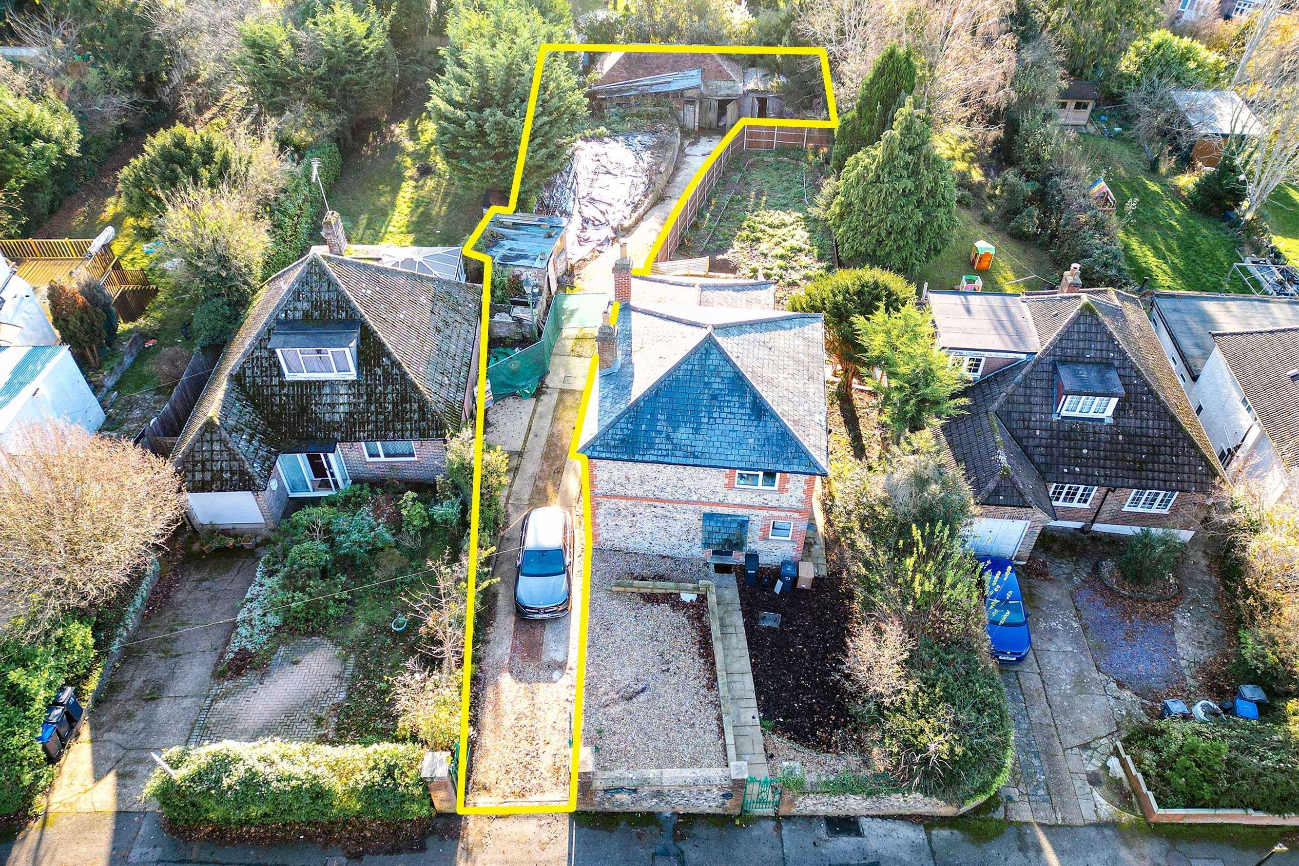 22 Marlpit Lane, Coulsdon, Croydon, CR5 2HB