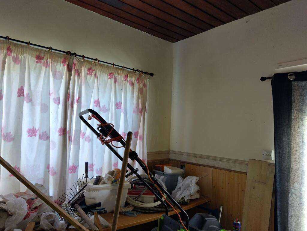 36 Tirycoed Road, Glanamman, Ammanford, Carmarthenshire, SA18 2YE