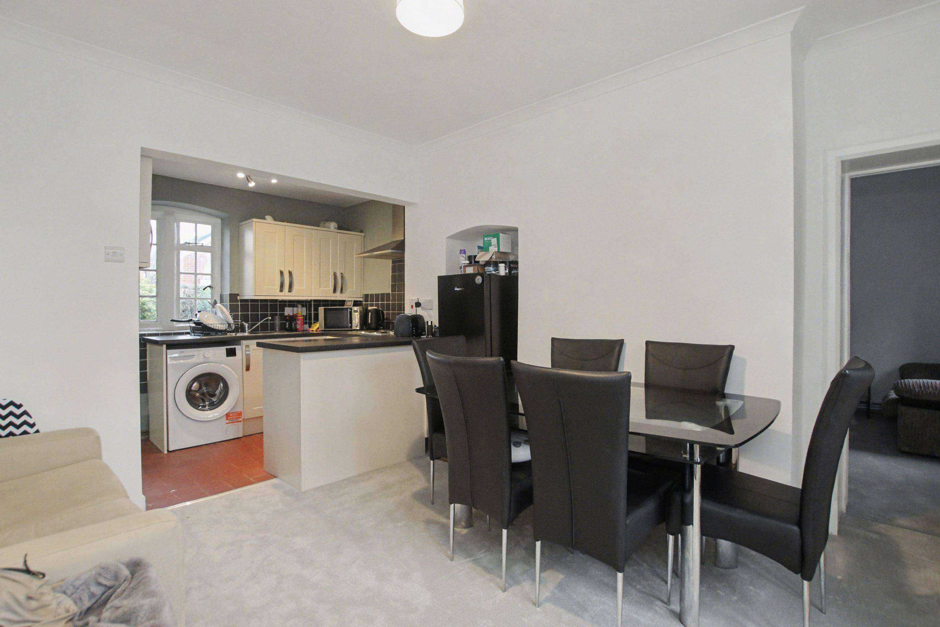 5/7 and 6/8 Barracks Square, Macclesfield, Cheshire SK11 8HF