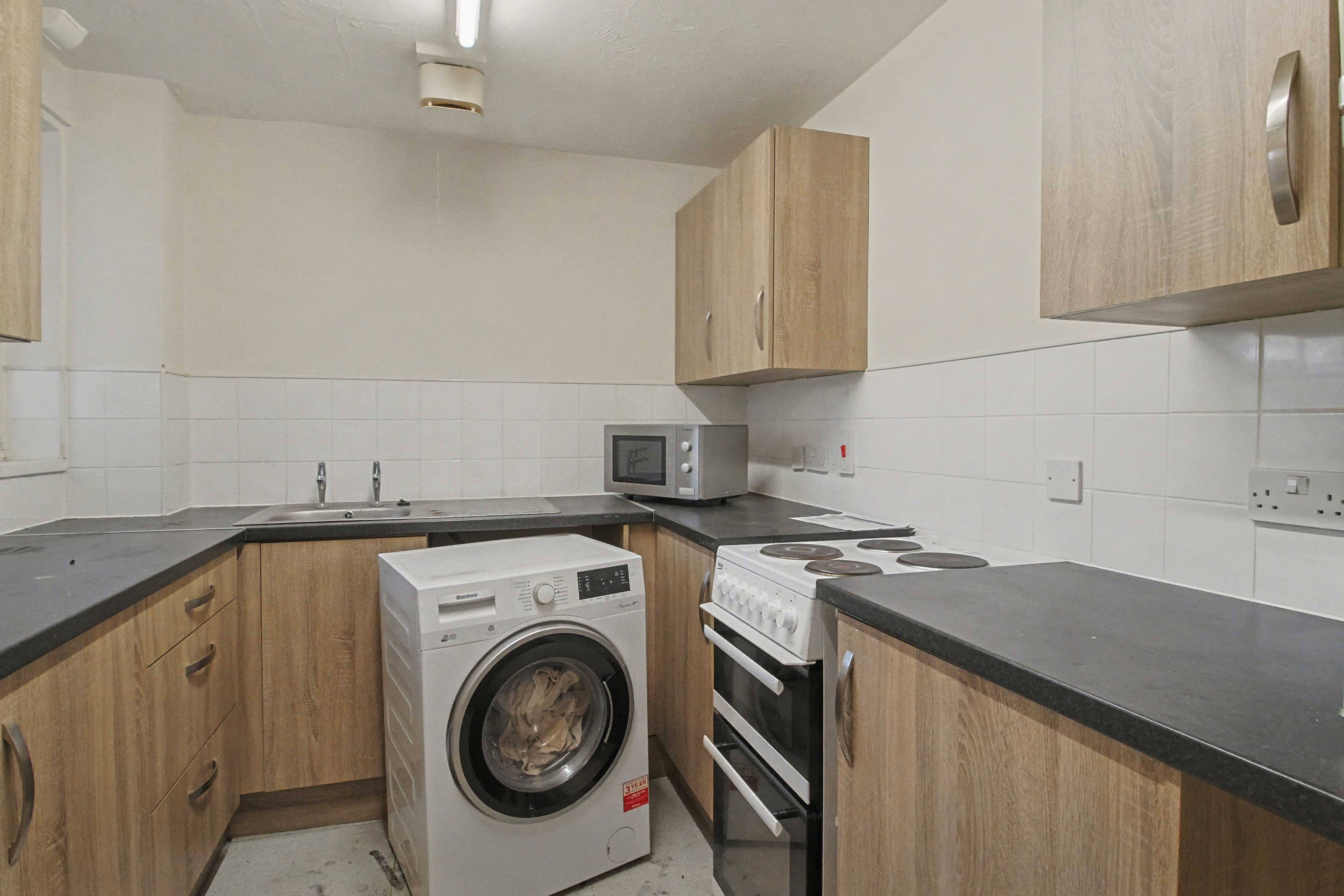 Flats 1 -14 & Houses 15 – 19 Pines Court, East Street, Blandford Forum ...