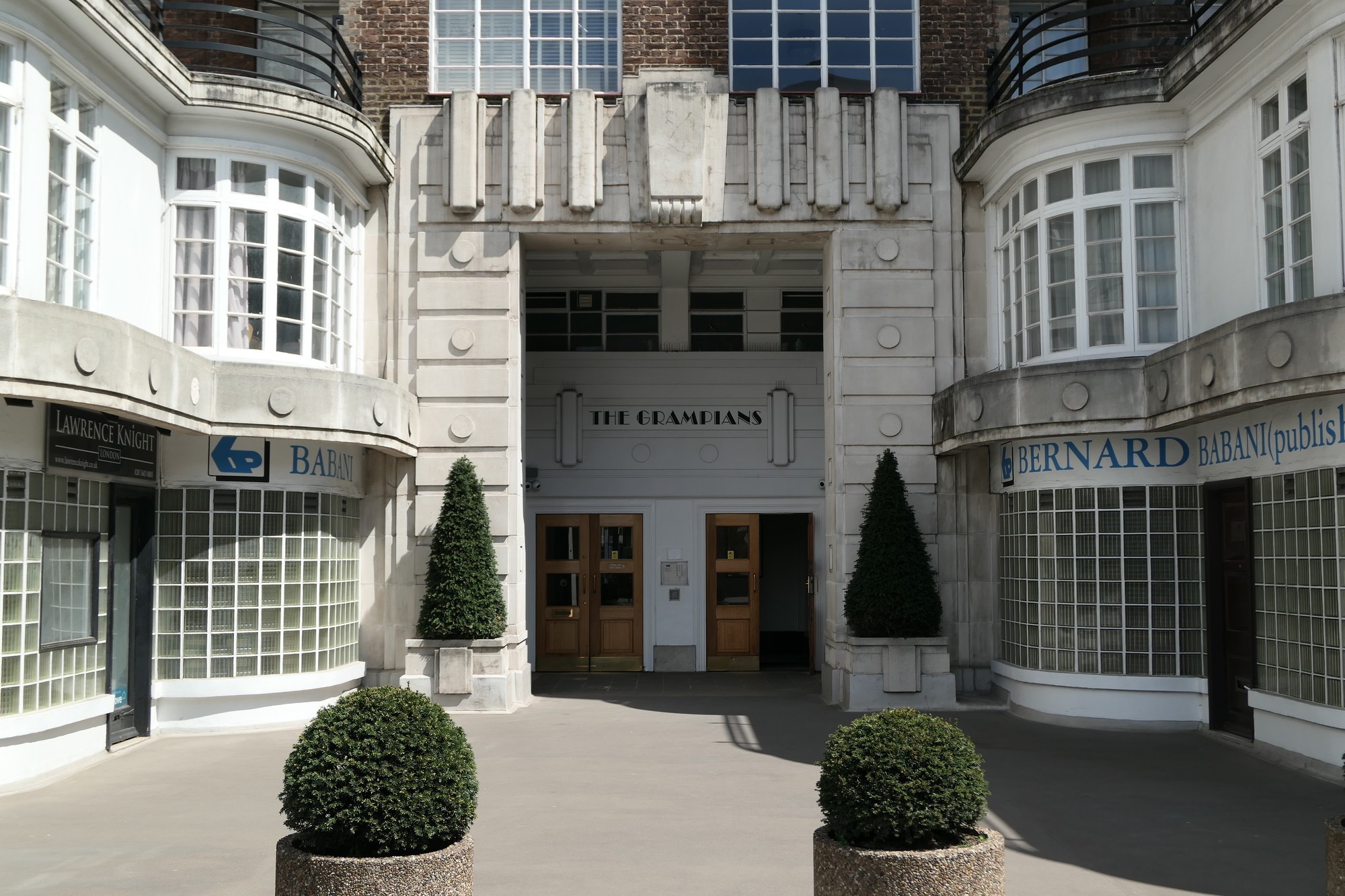81 The Grampians, Shepherds Bush Road, Shepherds Bush, London W6 7LY