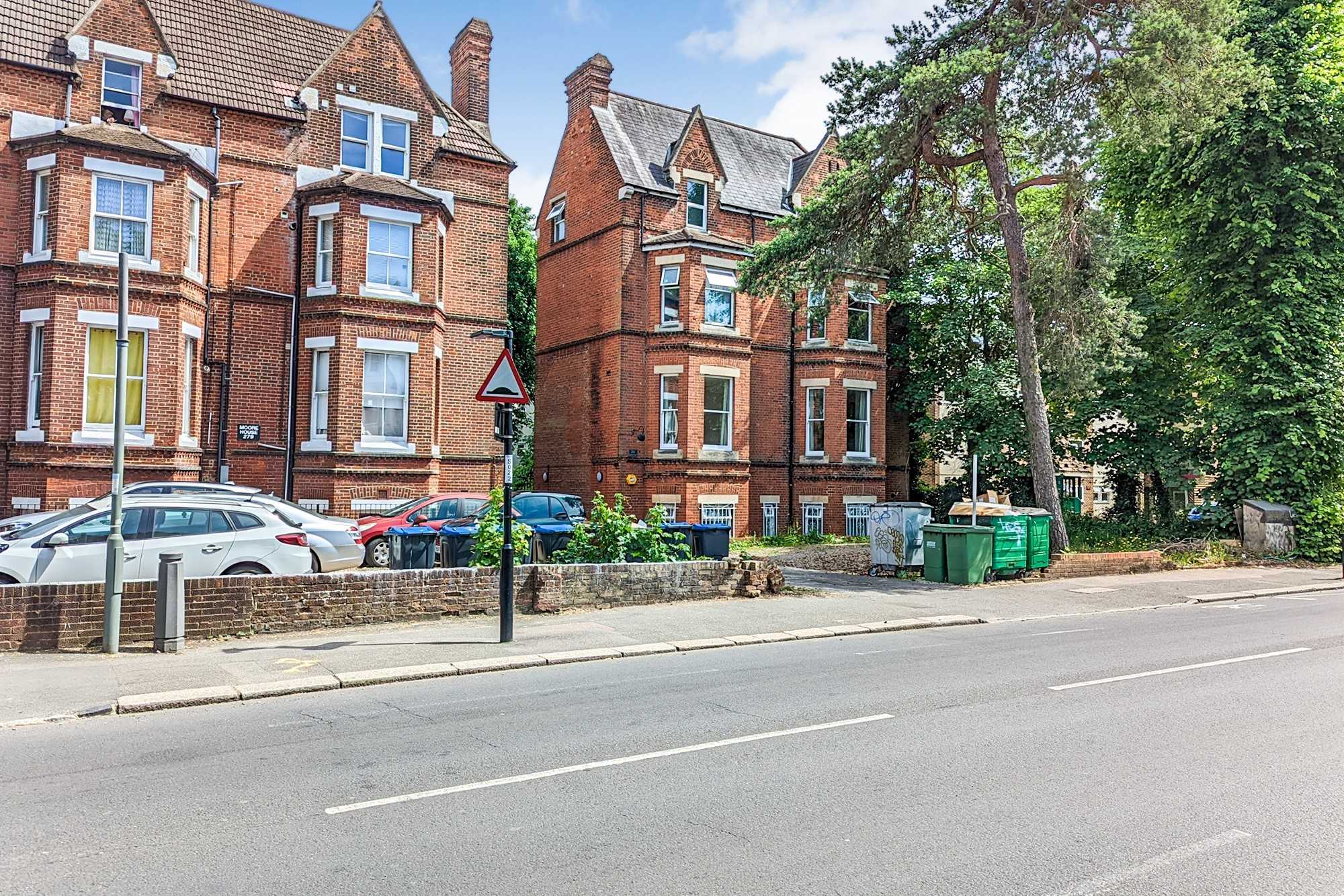 Flat 4, James Court, 281 Church Road, Upper Norwood, London SE19 2QQ